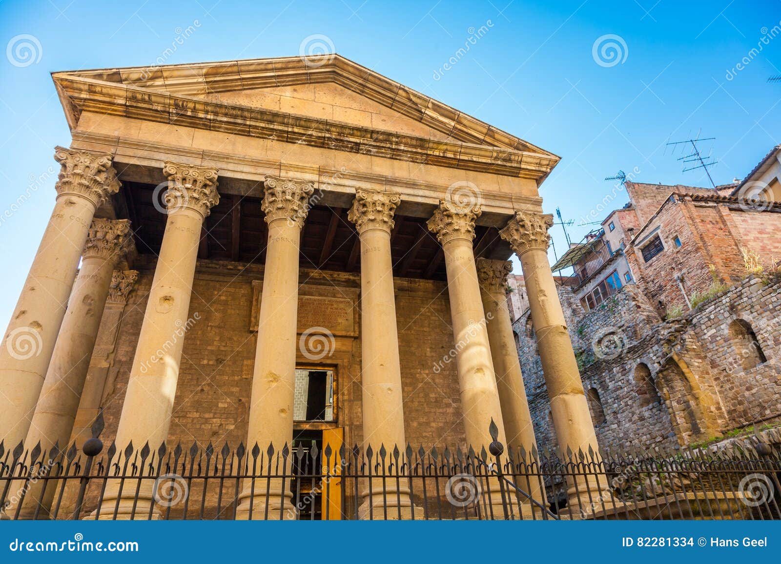 Vic stock photo. Image of rome, monument, corinthian - 82281334