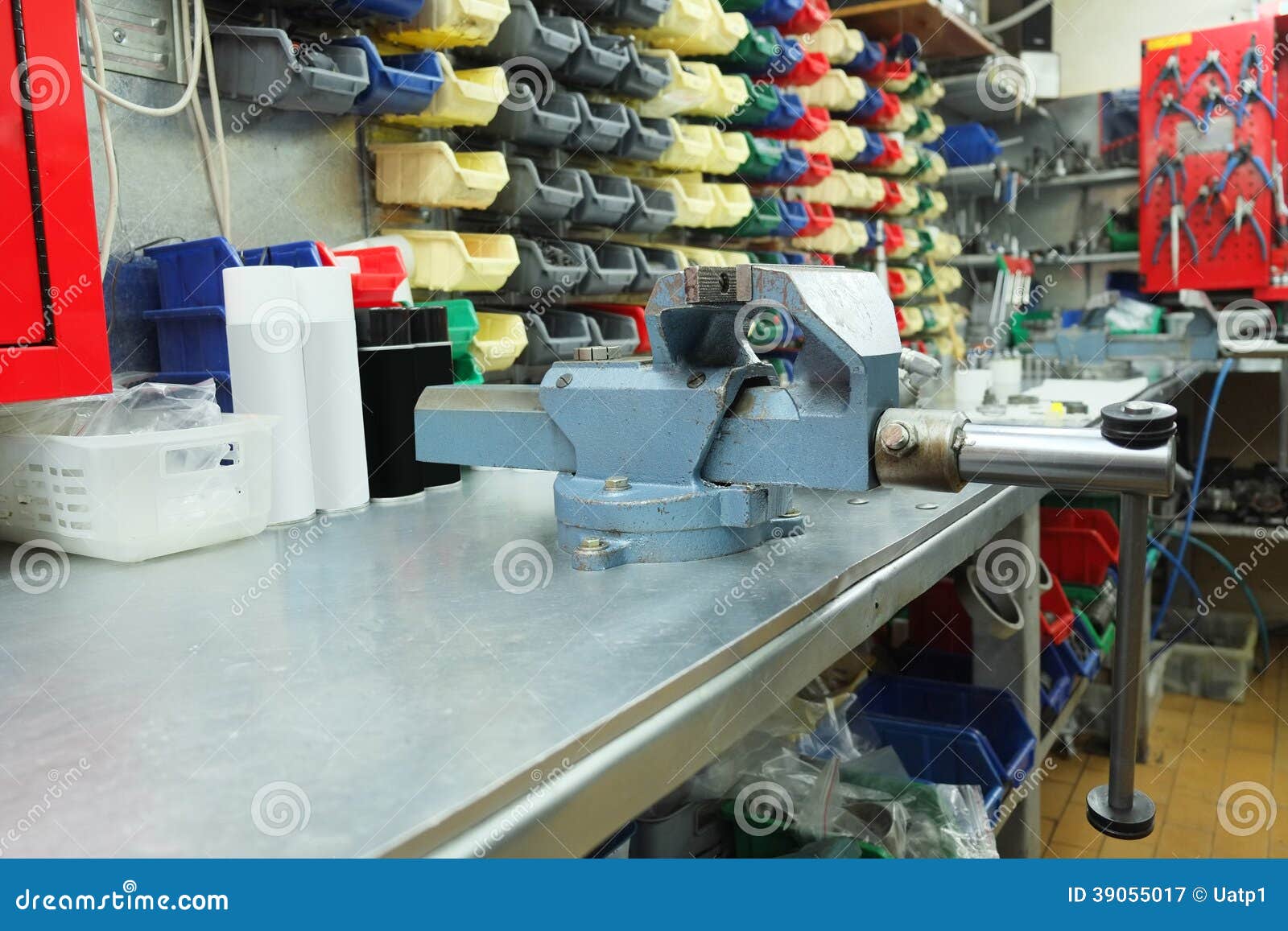 Vice on a metal workbench stock image. Image of equipment - 39055017