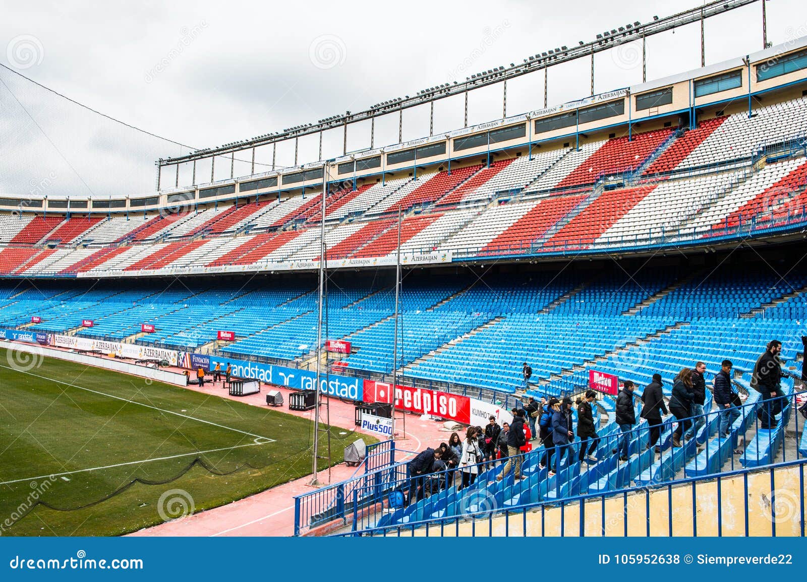 VIcente Calderon, Madrid foto de archivo editorial. Imagen de edificio ...