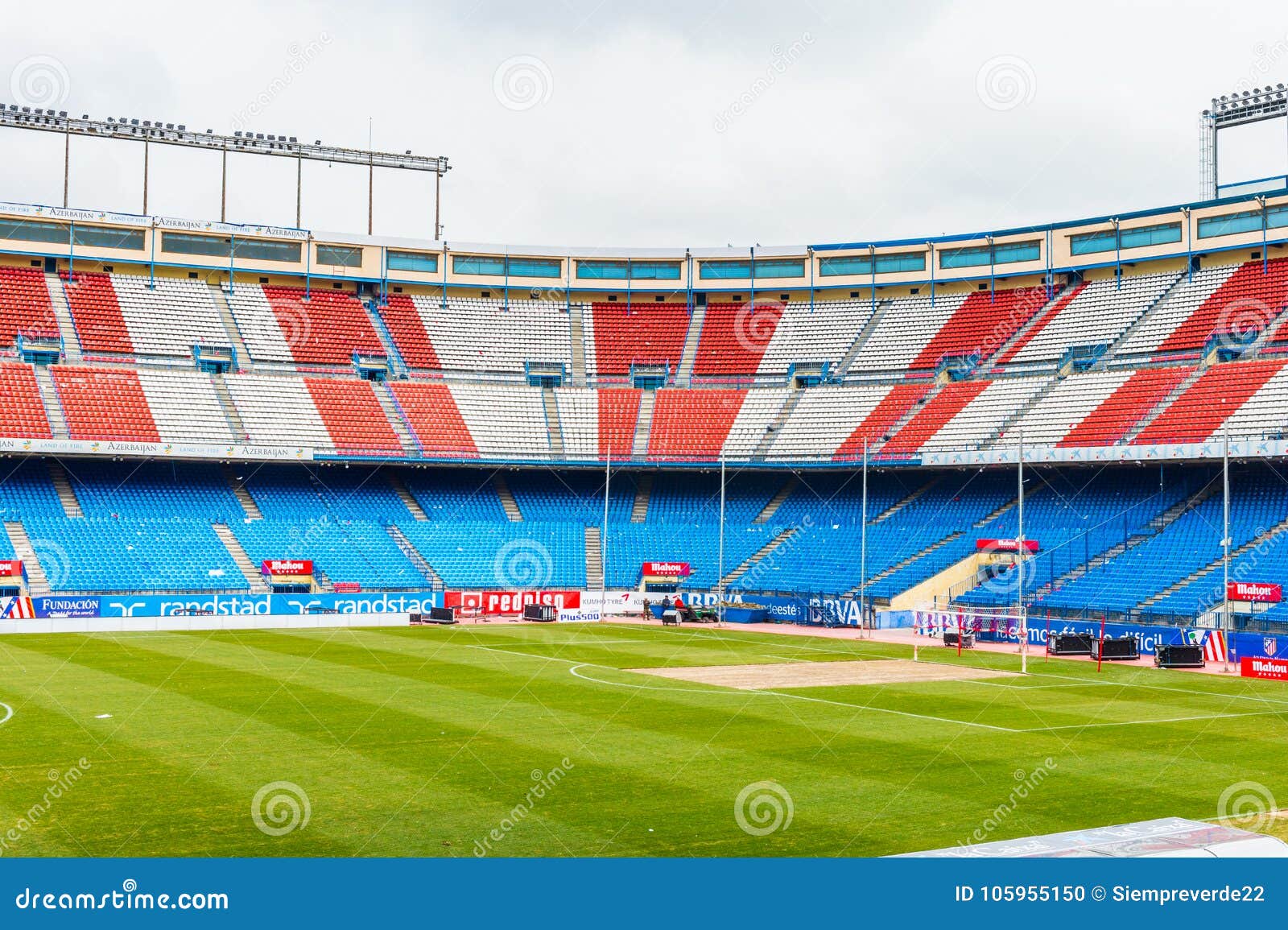 VIcente Calderon, Madrid image éditorial. Image du madrid - 105955150