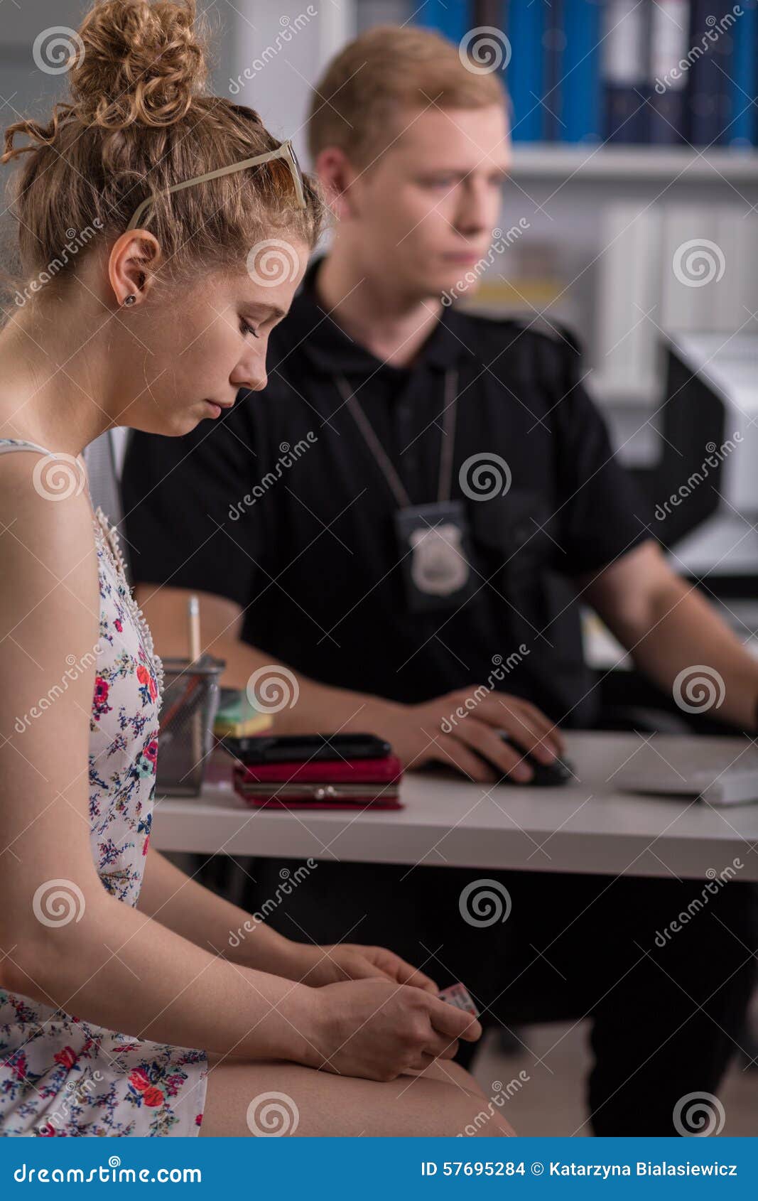 Victim reporting a crime stock photo. Image of investigate - 57695284