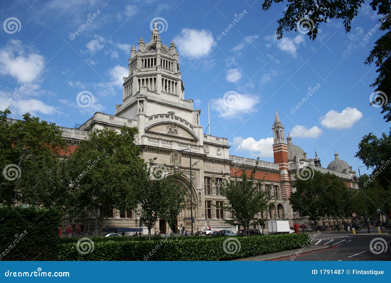 Victoria And Albert Museum Editorial Image | CartoonDealer.com #32913718