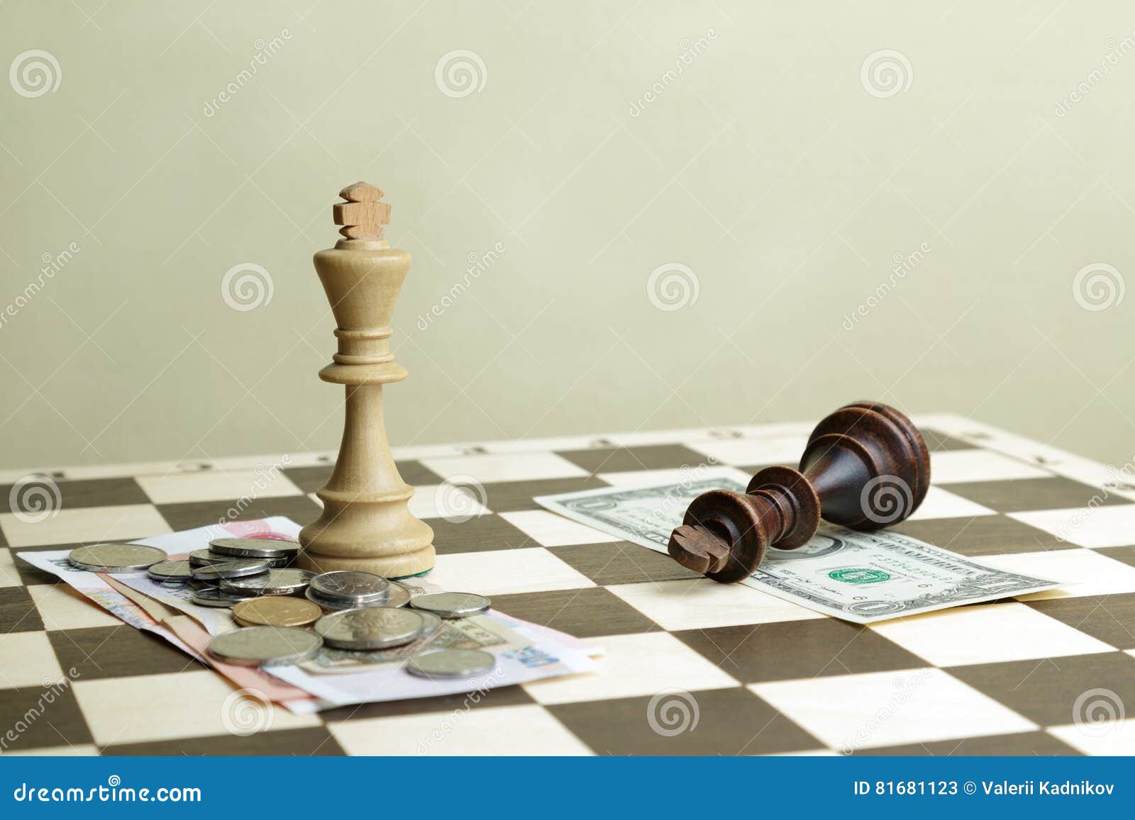 Victoria del rey blanco imagen de archivo. Imagen de dinero - 81681123