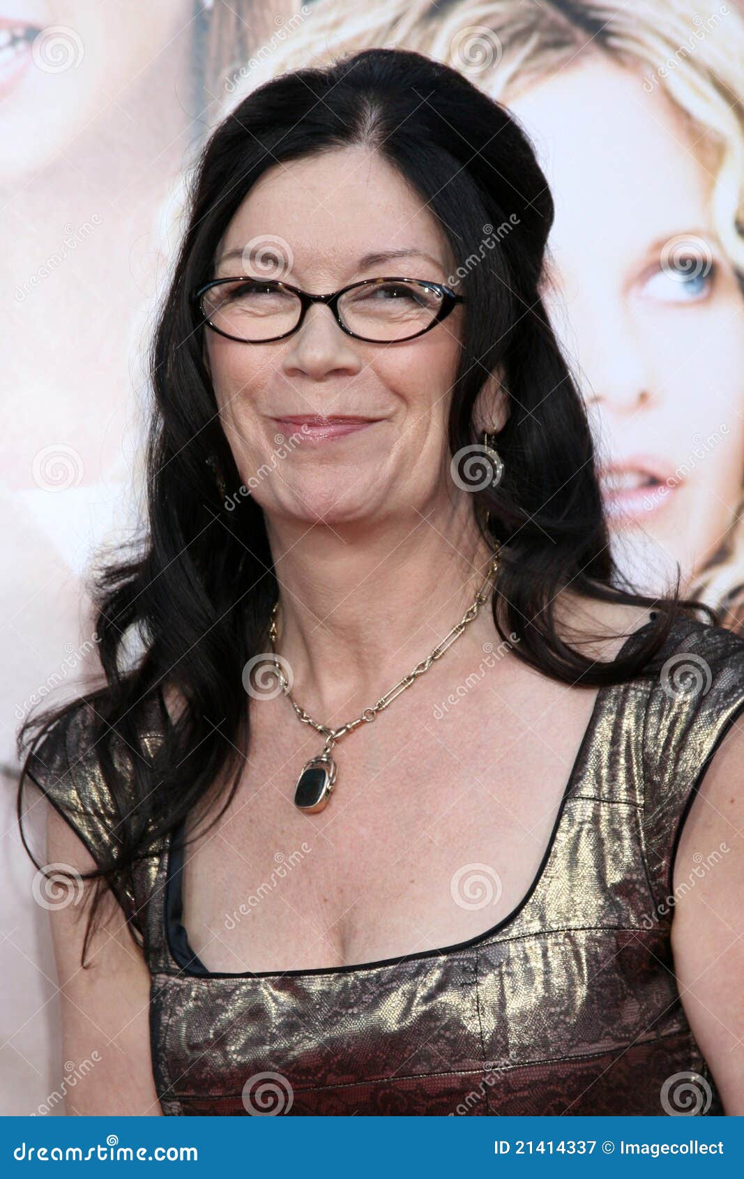 Victoria Pearman editorial photography. Image of september - 21414337