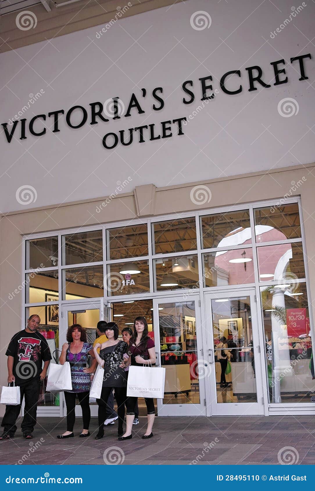 Victoria`s Secret Storefront In Great Mall Editorial Photo ...