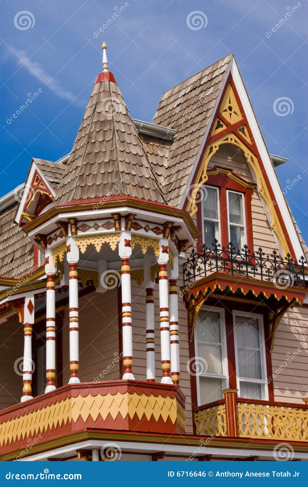 Victorian Architecture stock photo. Image of veranda, cape - 6716646