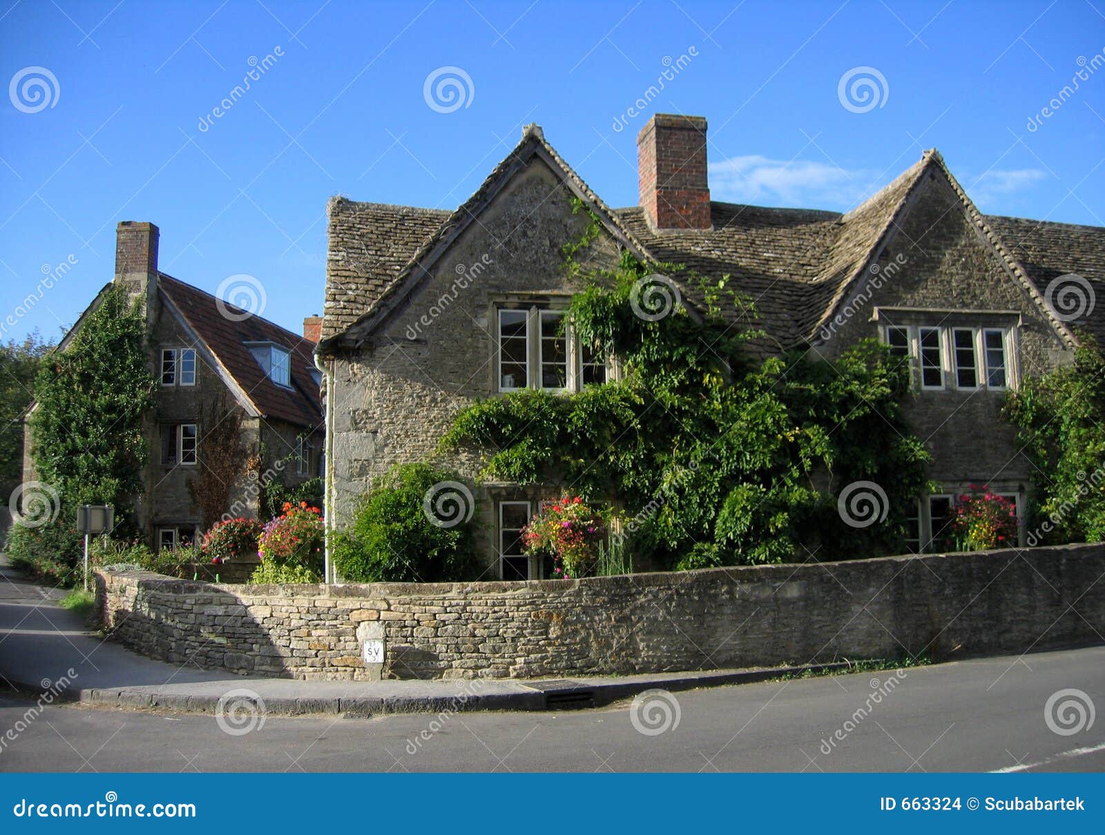 Victorian countryhouse stock photo. Image of garden, vaulted - 663324