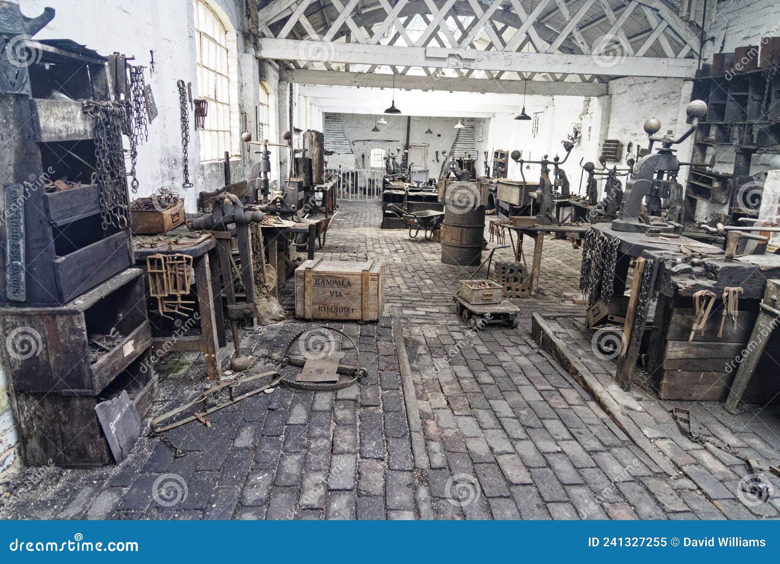 The Victorian workshop editorial image. Image of trap - 241327255