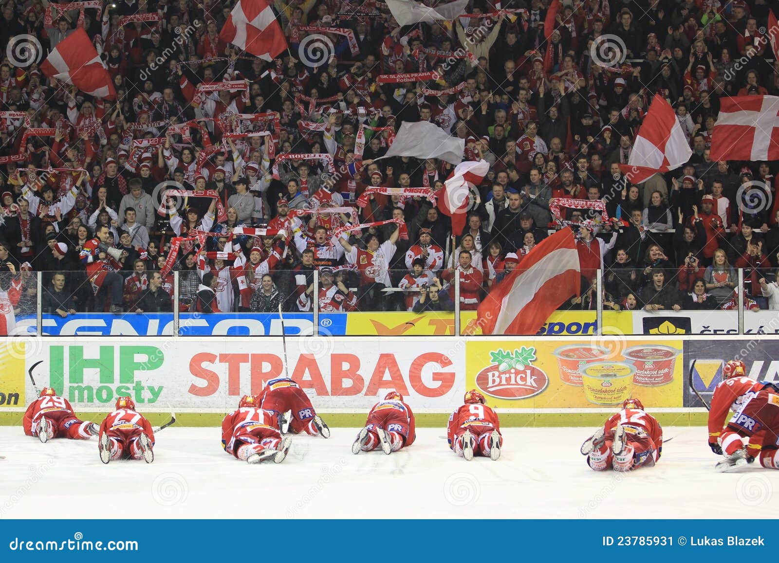 Victory Celebration of Slavia Prague Team Editorial Photo - Image of ...