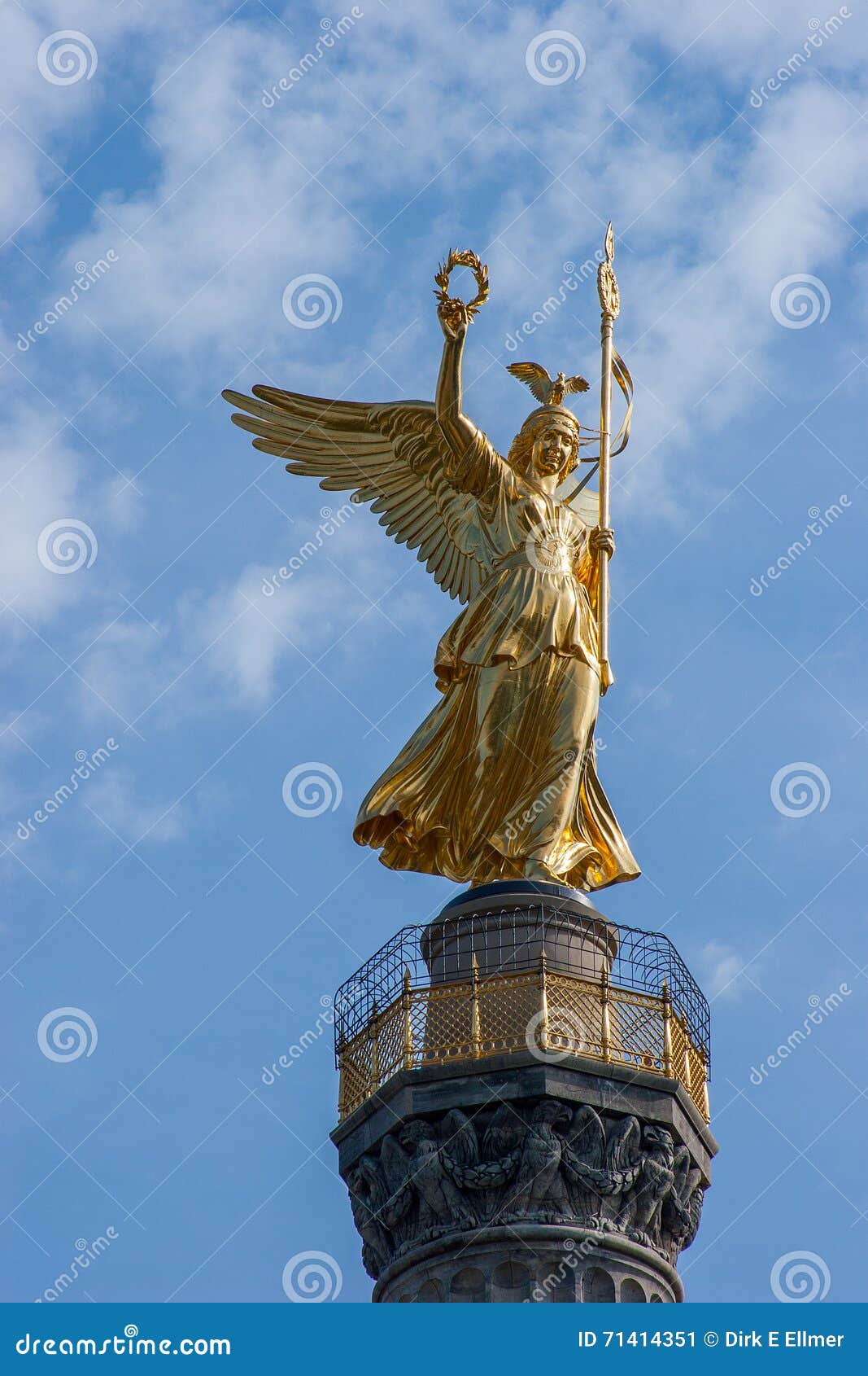 The Victory Column - Berlin Editorial Photo - Image of blue, laurel ...