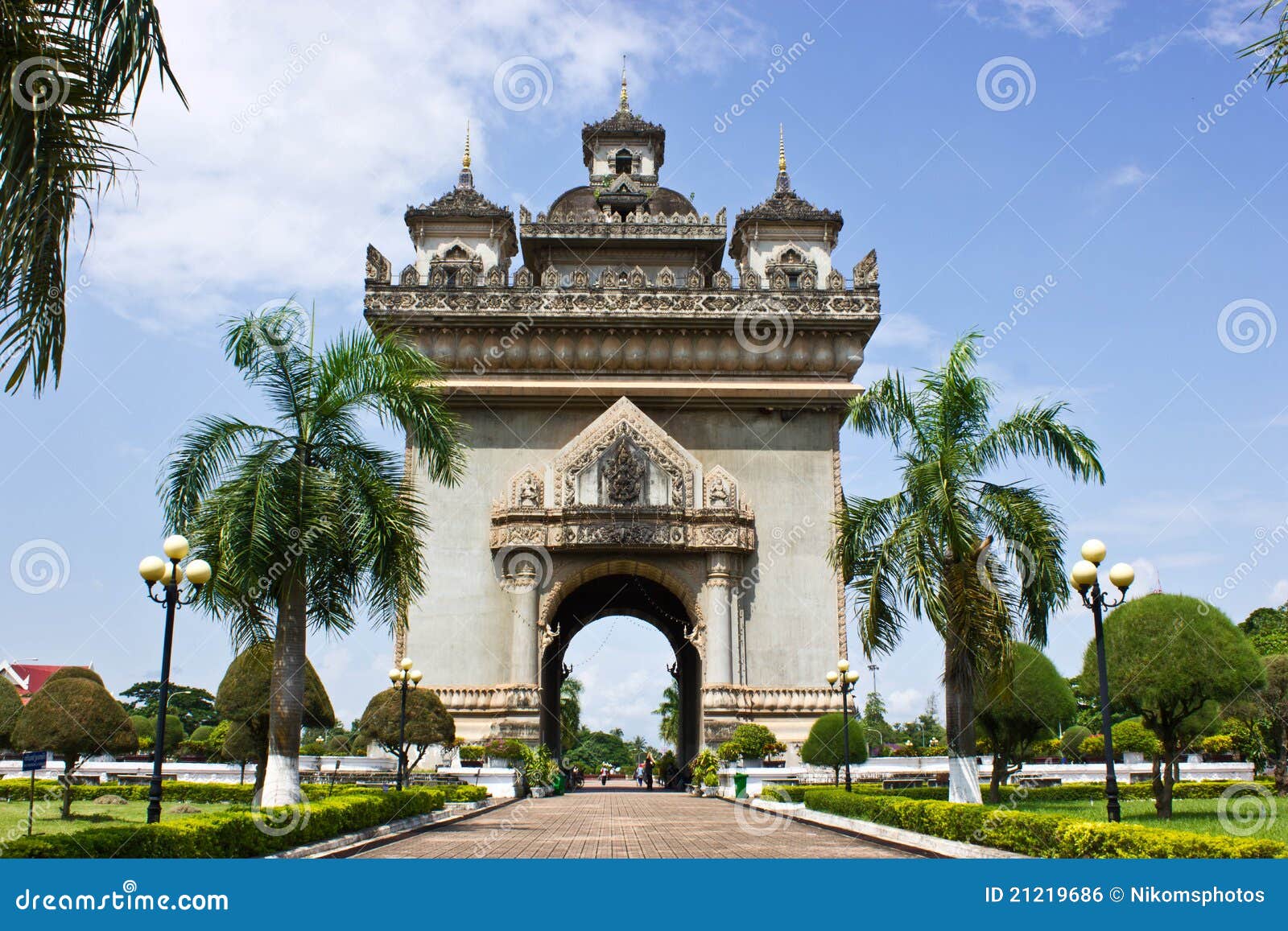 The Victory Gate in Vientiane, Laos Stock Photo - Image of great, point ...
