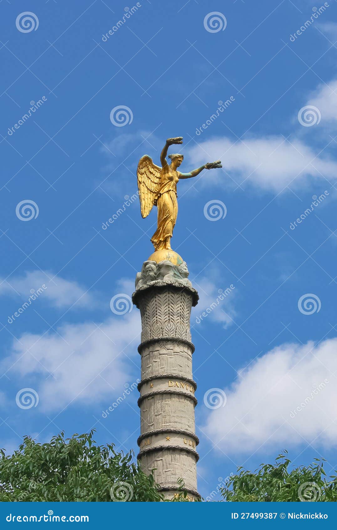 The Victory Statue on the Column Stock Image - Image of monumental ...