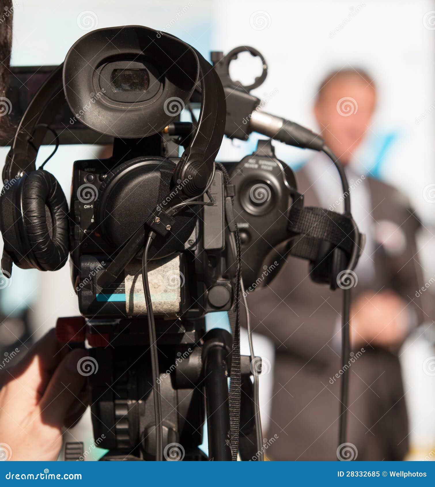 Video camera stock image. Image of press, people, interview - 28332685