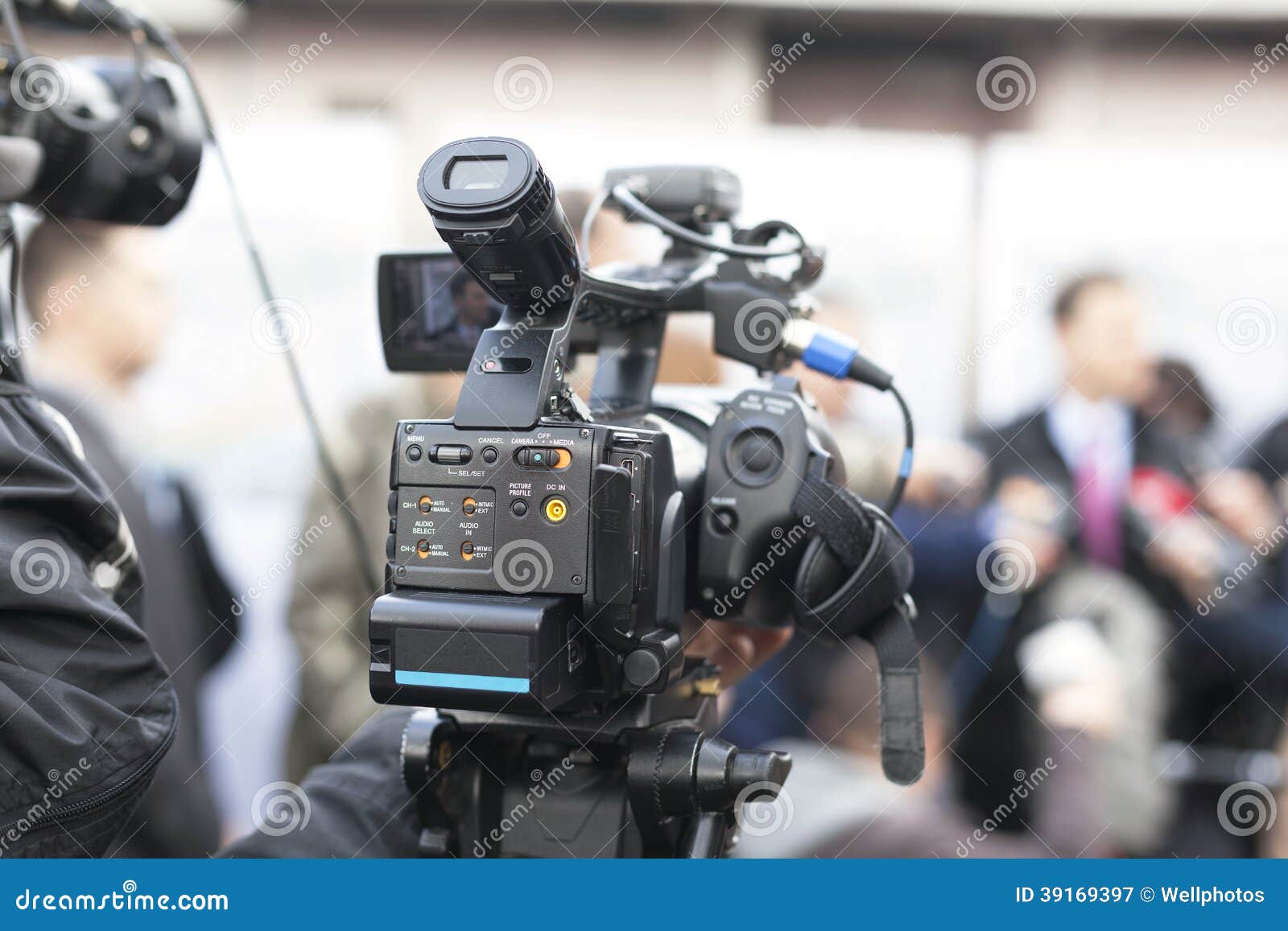Video camera stock image. Image of people, camera, reporter - 39169397