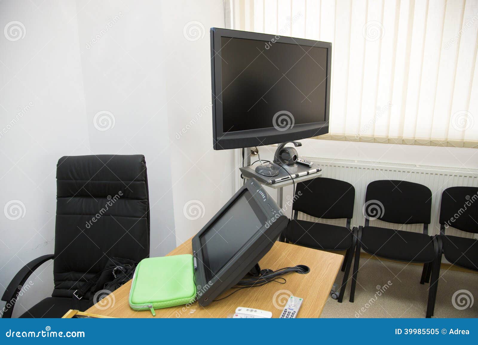 218 Office Video Conferencing System Stock Photos - Free & Royalty-Free ...