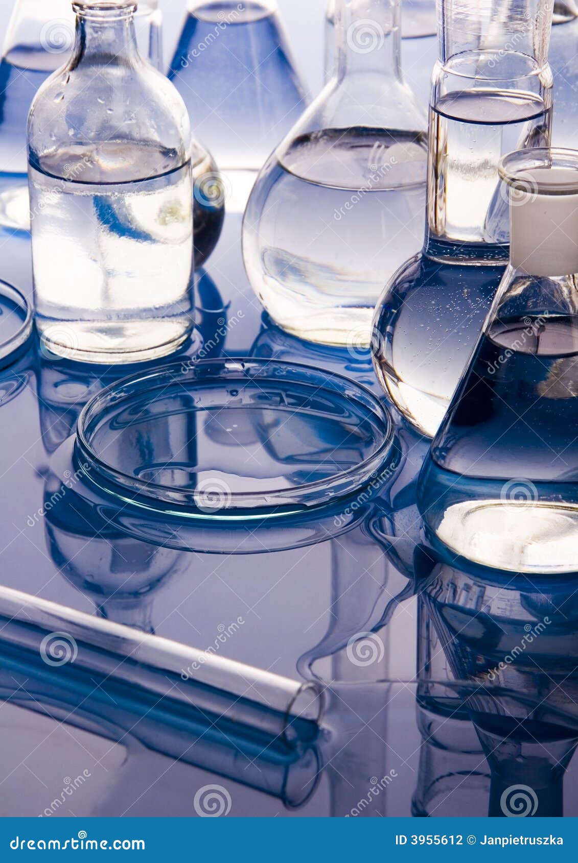 Vidrio foto de archivo. Imagen de industria, desarrollo - 3955612