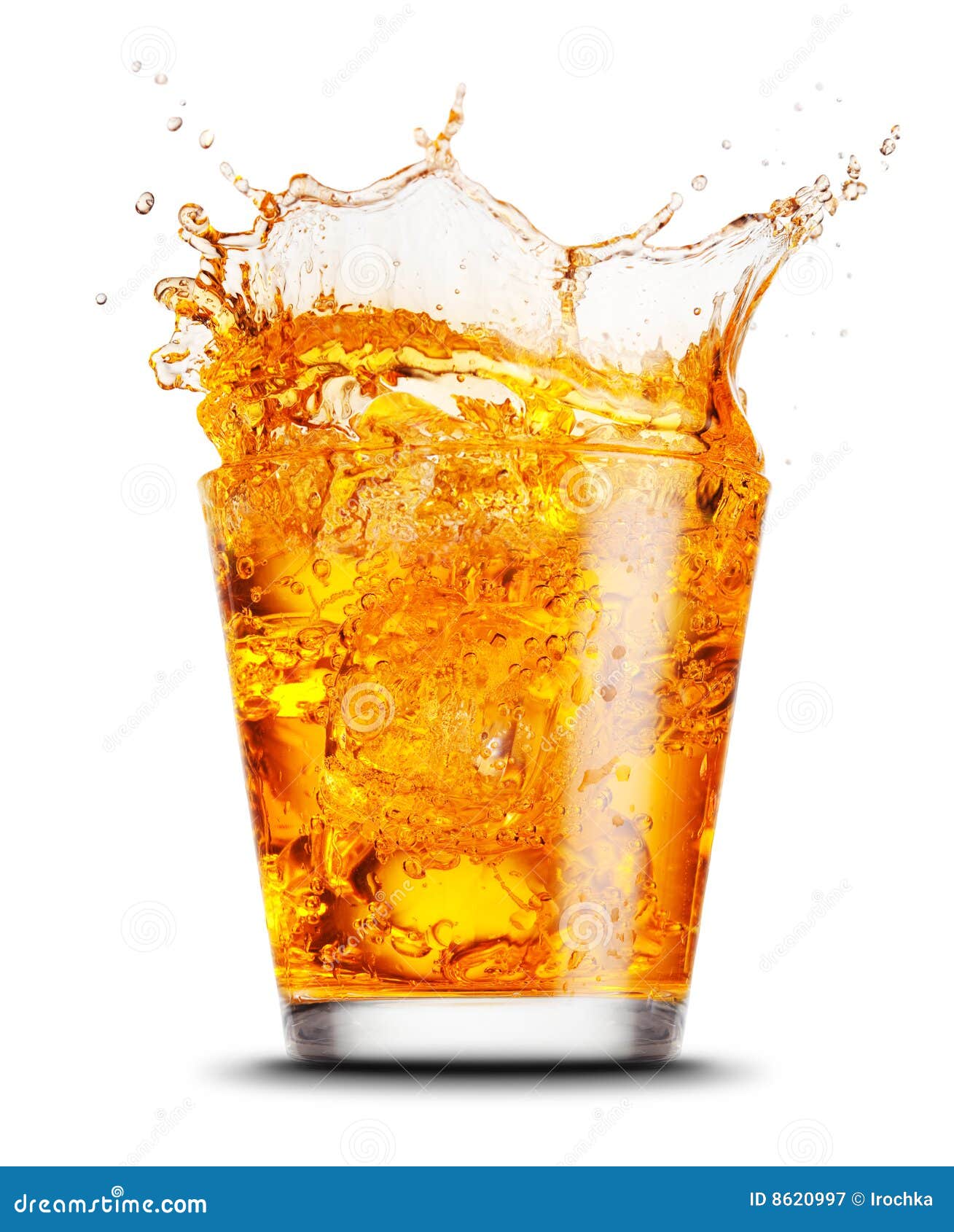 Vidrio de coctel elegante imagen de archivo. Imagen de sano - 8620997