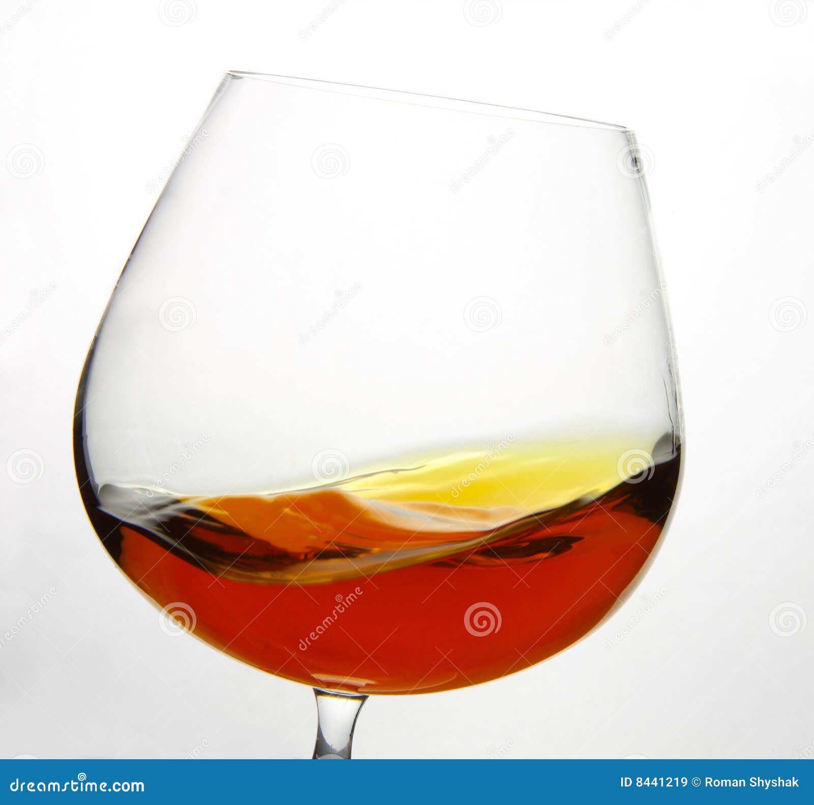 Vidro do conhaque imagem de stock. Imagem de atirador - 8441219