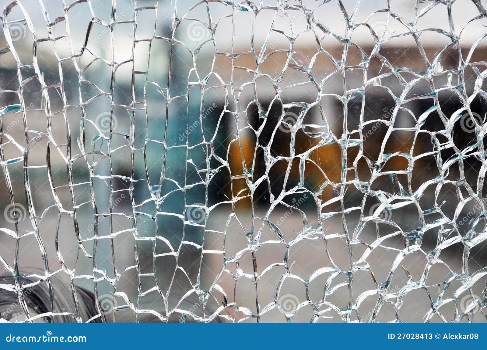 Vidro rachado imagem de stock. Imagem de vidro, danificado - 27028413