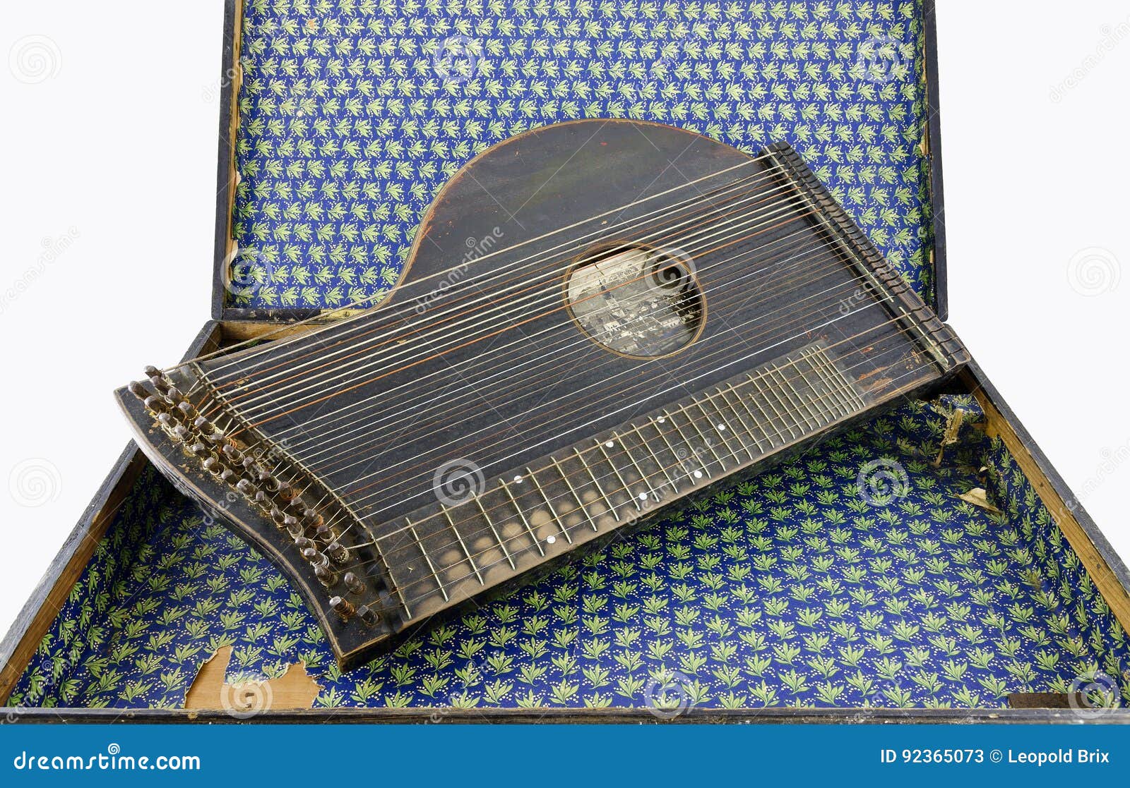 Vieille cithare image stock. Image of pendu, instrument - 92365073