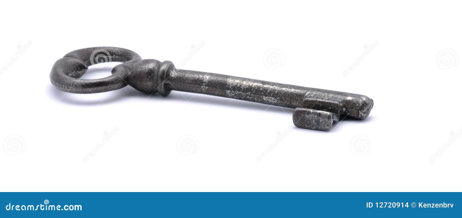 Vieille clé photo stock. Image du isolement, garantie - 12720914