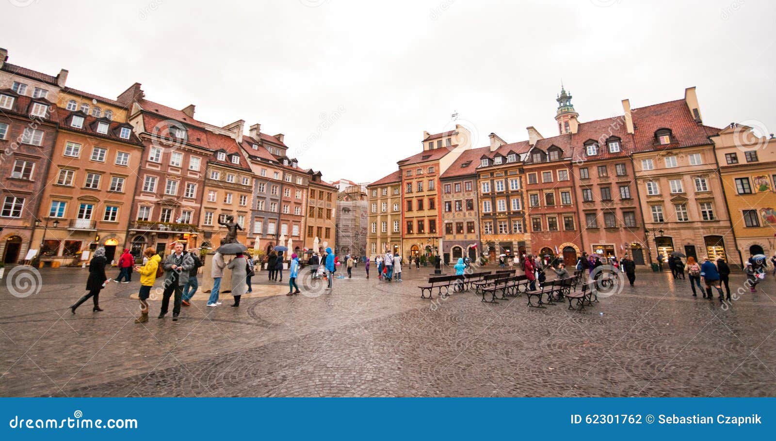 Vieille Place Du Marché à Varsovie Photographie éditorial - Image du ...