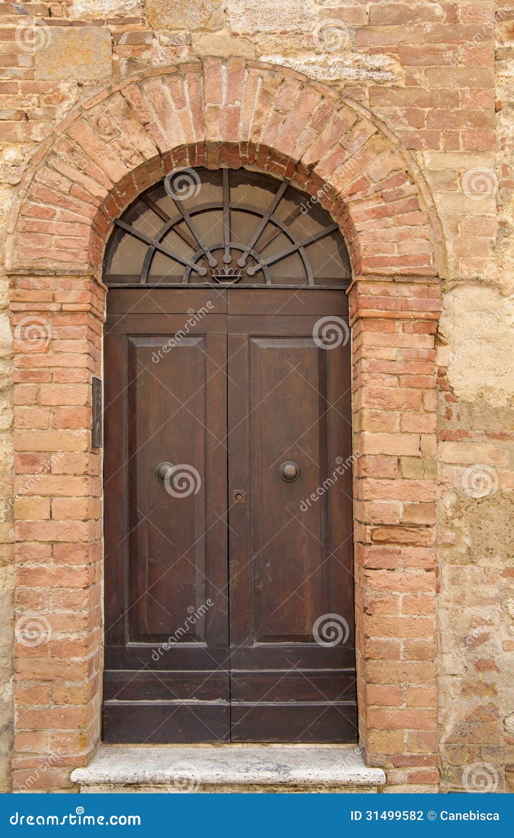 Vieille Porte, Toscane, Italie Photo stock - Image du porte, fond: 31499582