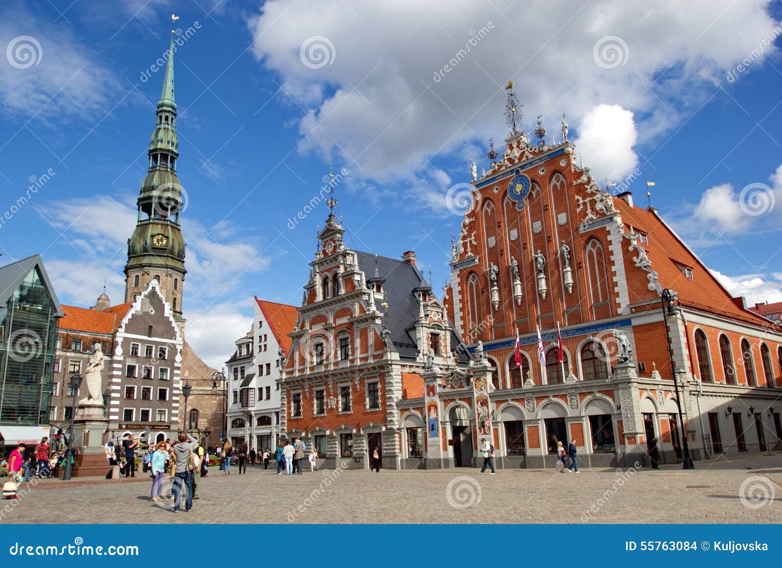 Viejo Centro De Ciudad De Riga En Verano, Letonia Imagen de archivo ...