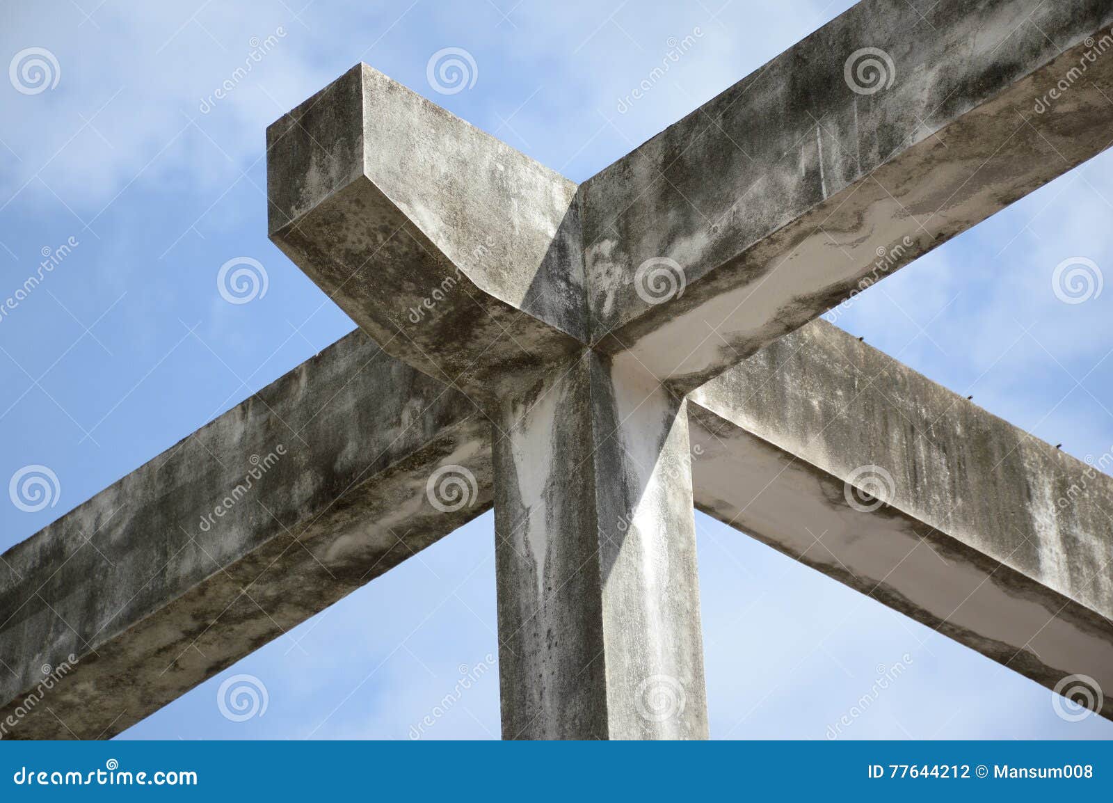 Viejo techo del cemento foto de archivo. Imagen de cemento - 77644212