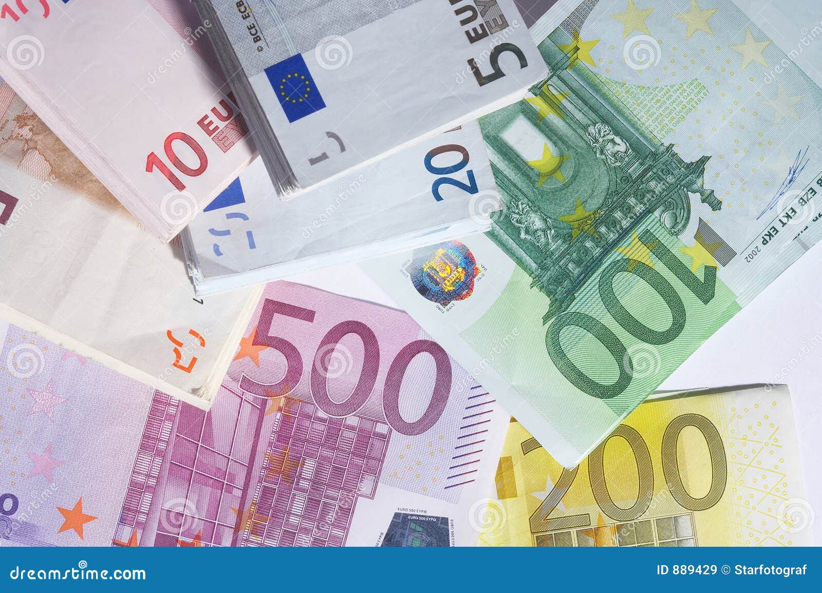 Viel Geld stockbild. Bild von europa, bankverkehr, einkommen - 889429