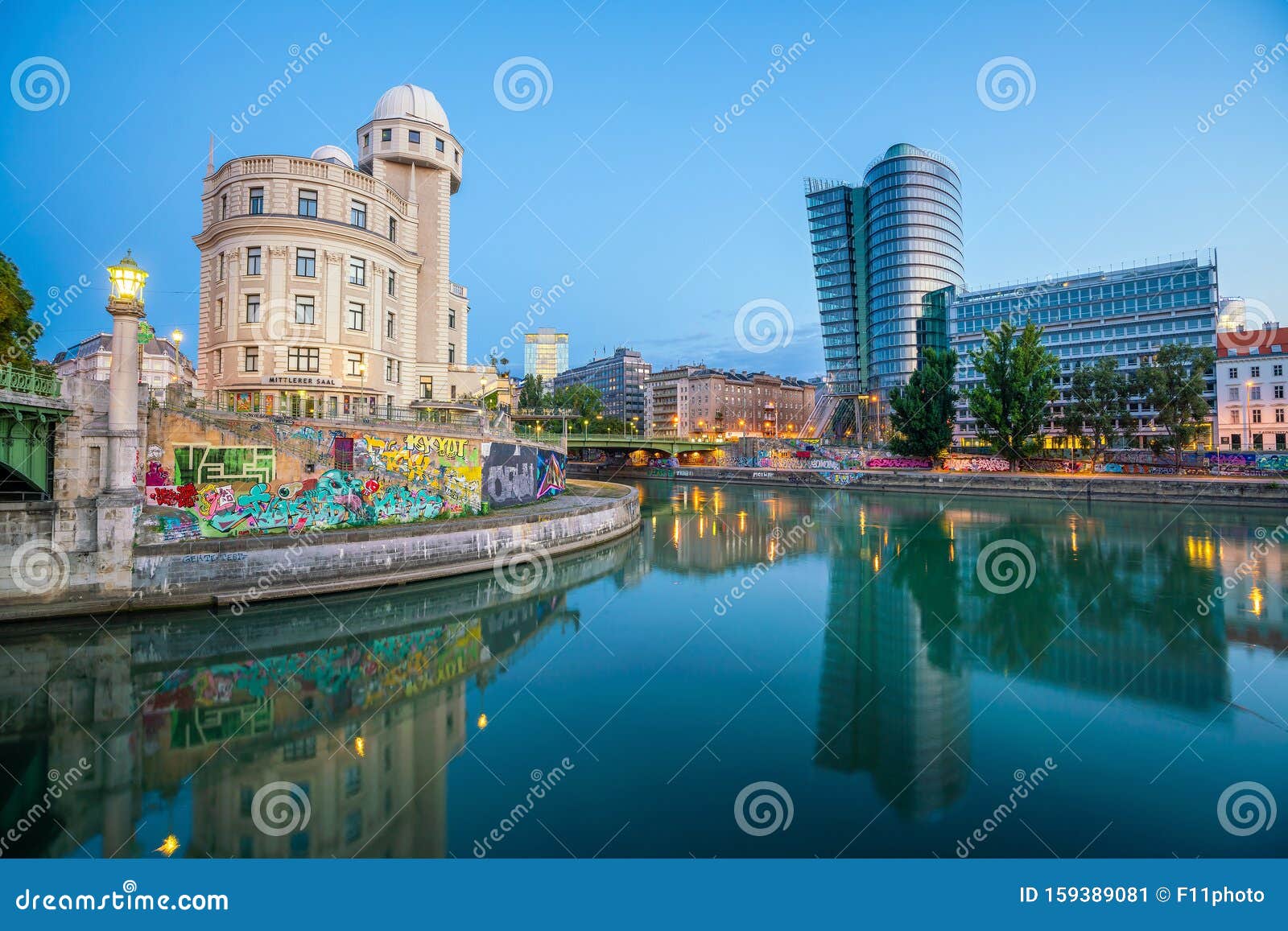 Modern Buildig in Downtown Vienna, Austria Editorial Photo - Image of ...