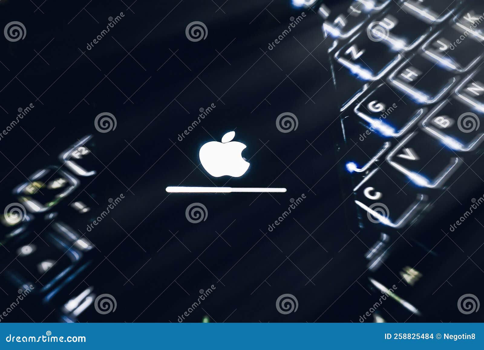 Vienna Austria October 12 2022:iPhone 13 with IOS 16 Update Screen ...