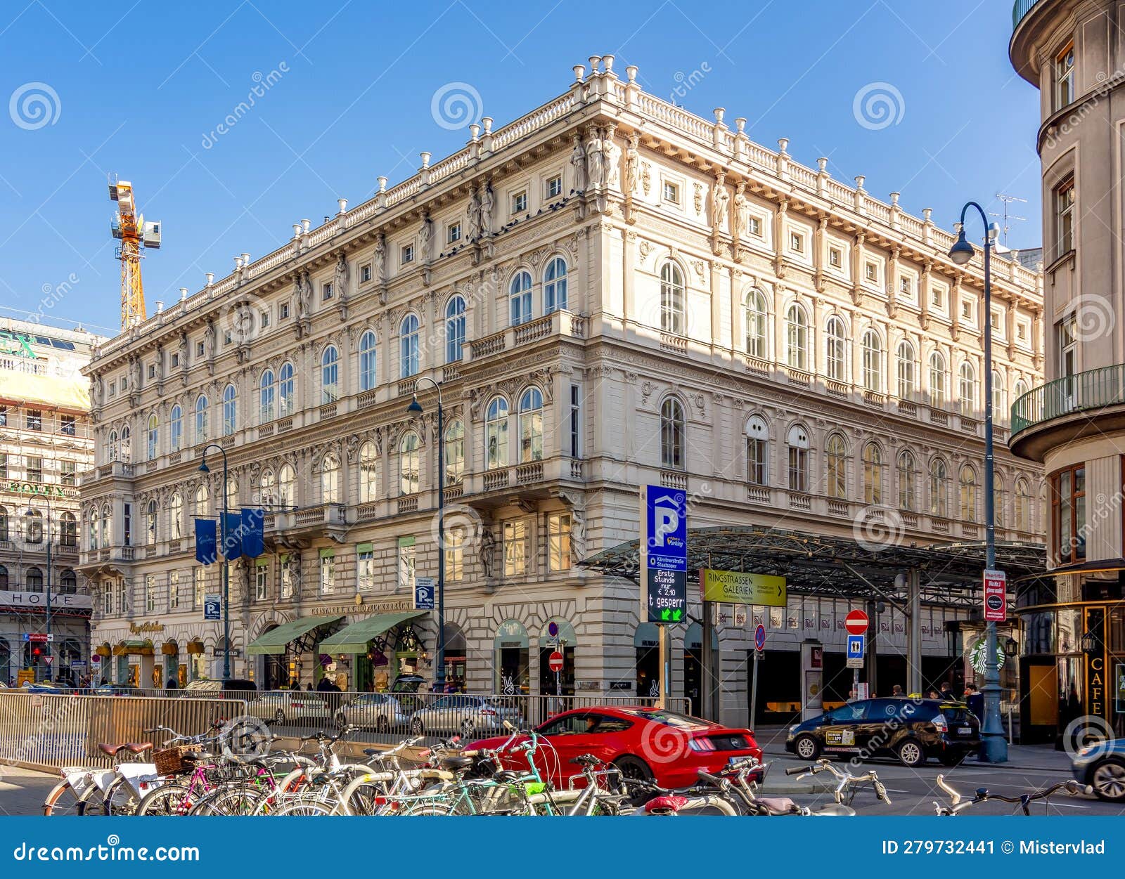 Vienna, Austria - October 2021: Palais (palace) Todesco in Vienna ...