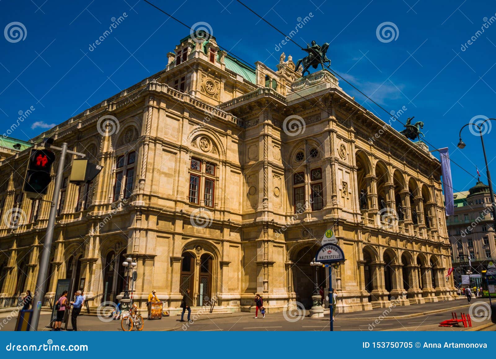 Vienna, Austria: Vienna Opera House in Vienna, Europe Editorial Image ...