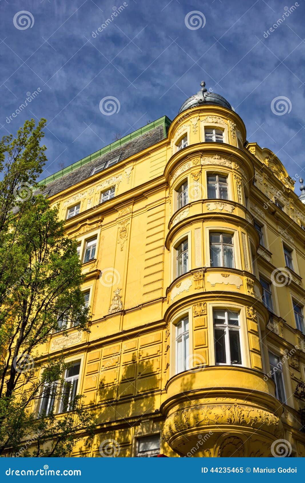 Vienna Buildings Architecture Stock Image - Image of block, round: 44235465