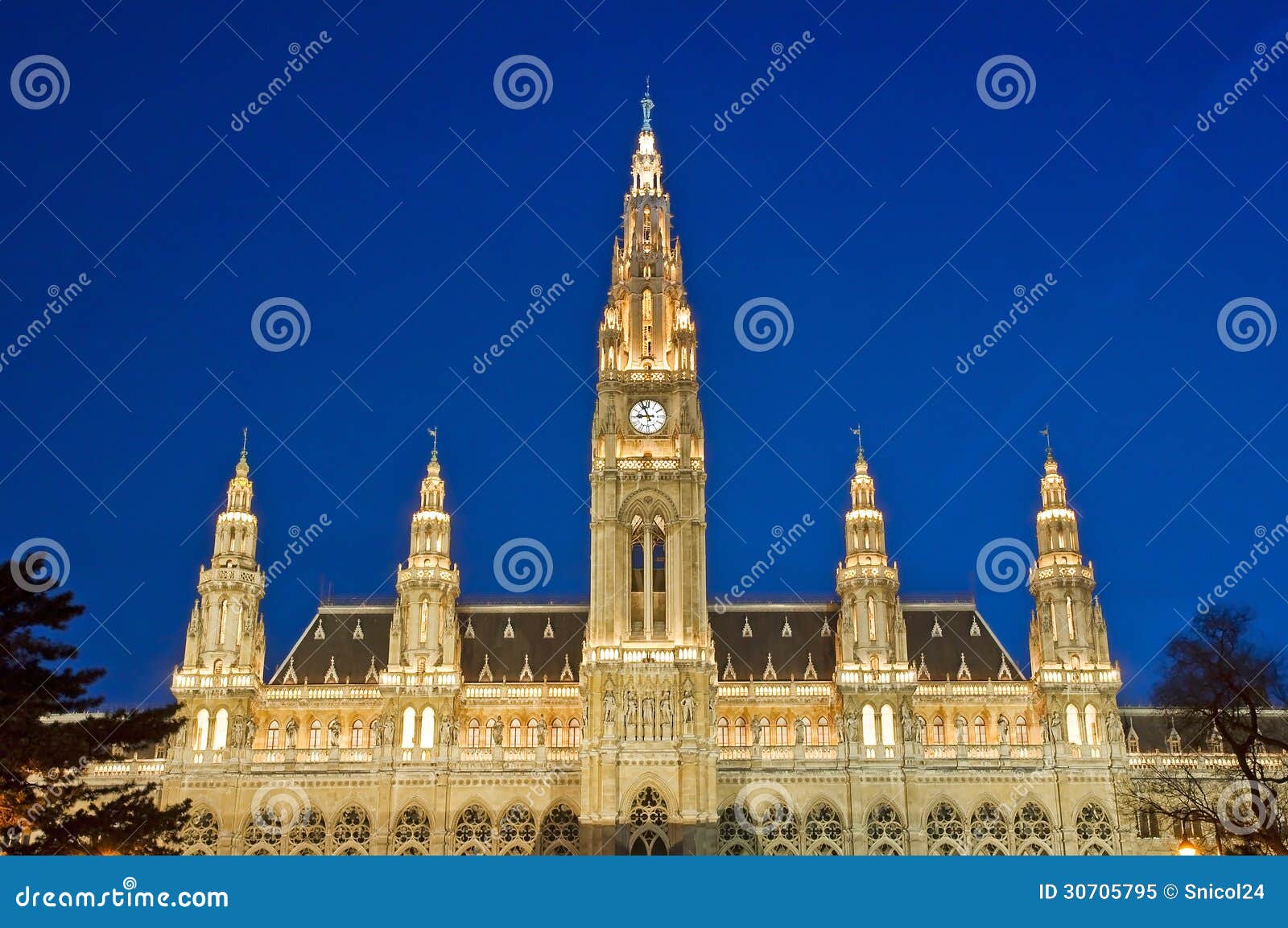 Vienna City Hall stock image. Image of landmark, blue - 30705795