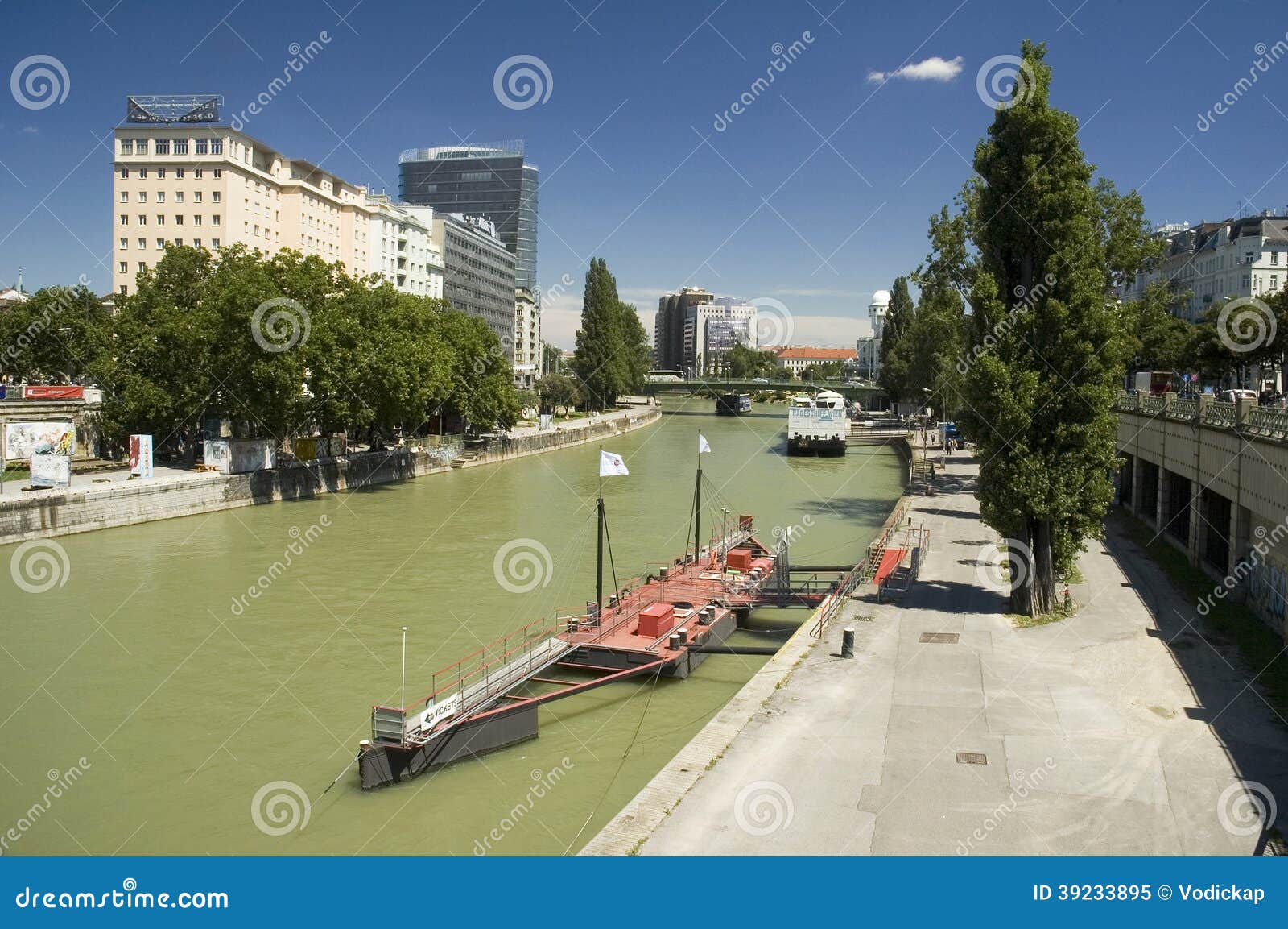 Vienna, Danube Canal, Austria Editorial Image - Image of construction ...