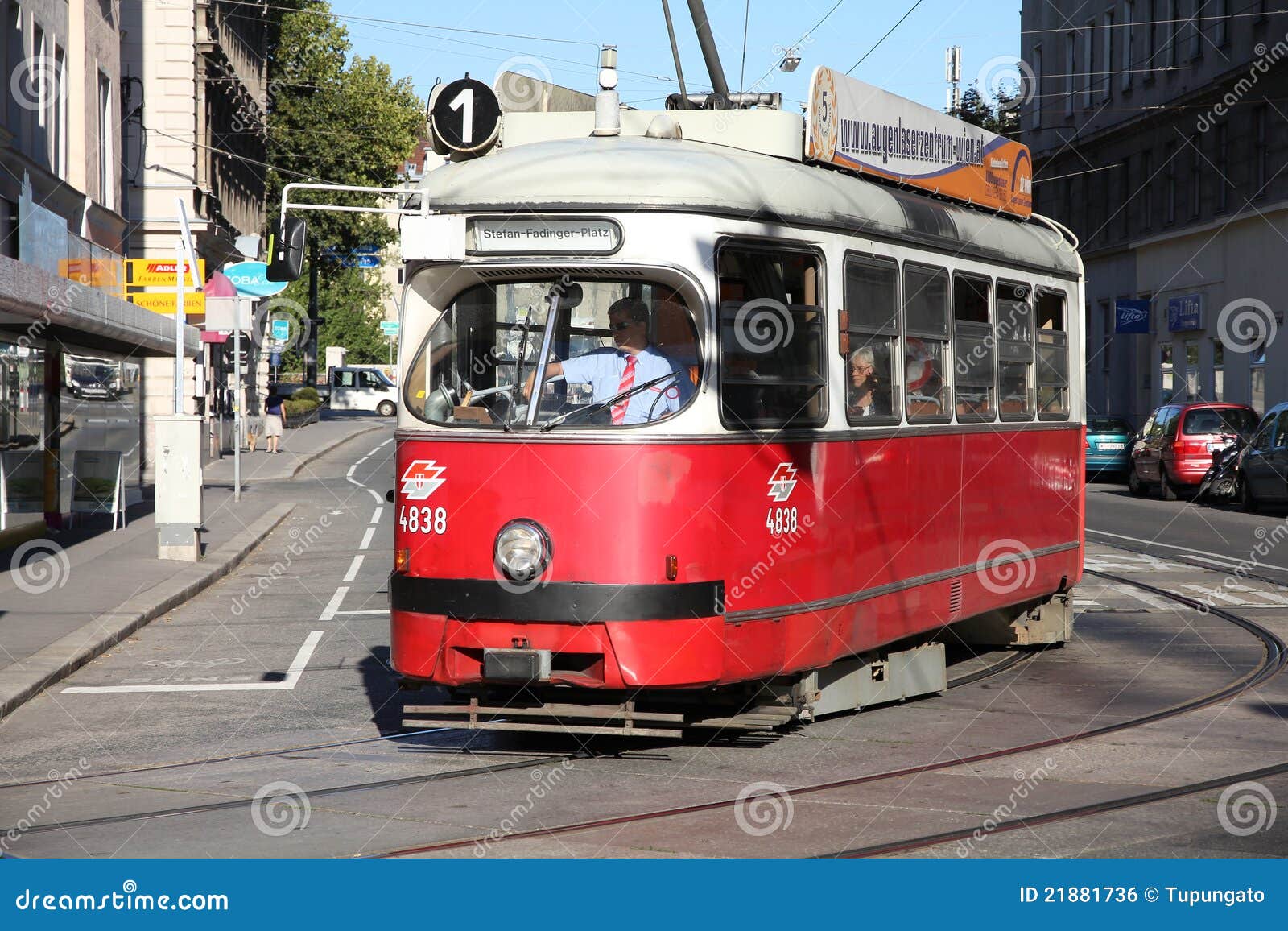 Vienna public transport editorial photo. Image of mass - 21881736