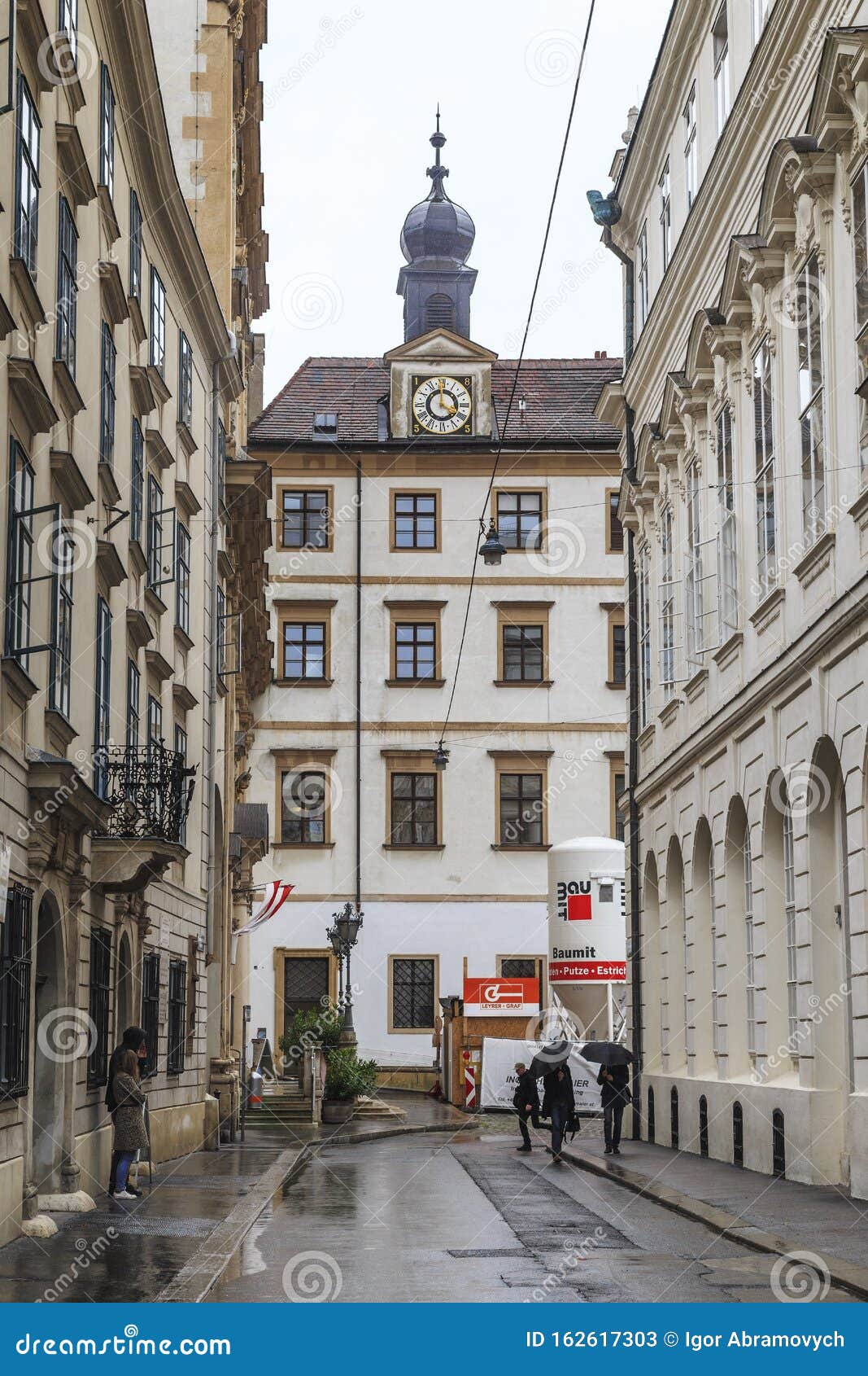 Vienna in the rain editorial stock photo. Image of cityscape - 162617303