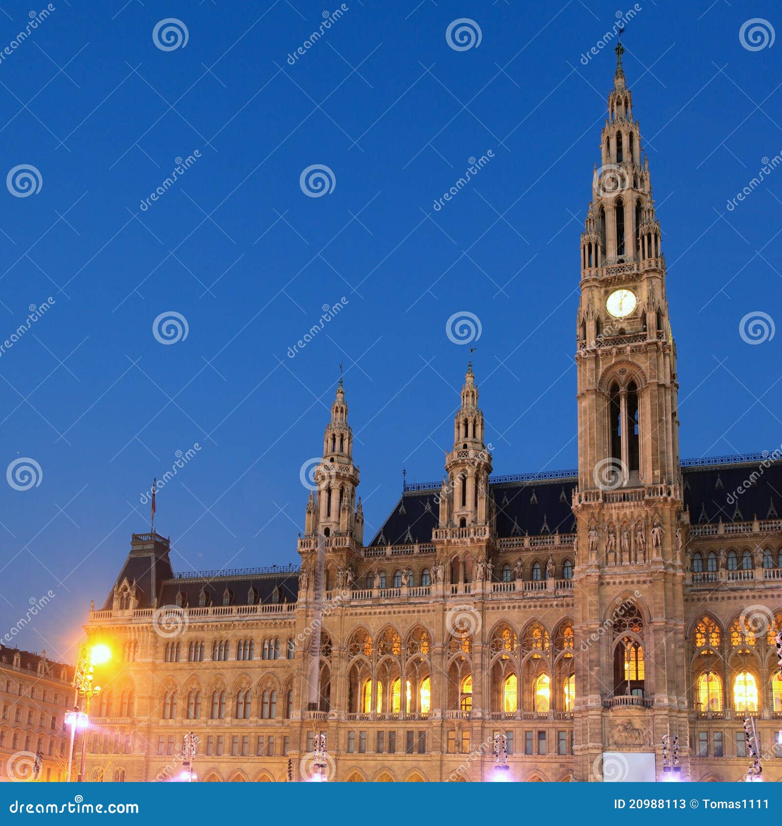 Vienna S City Hall at Sunrise Stock Image - Image of clouds, decoration ...