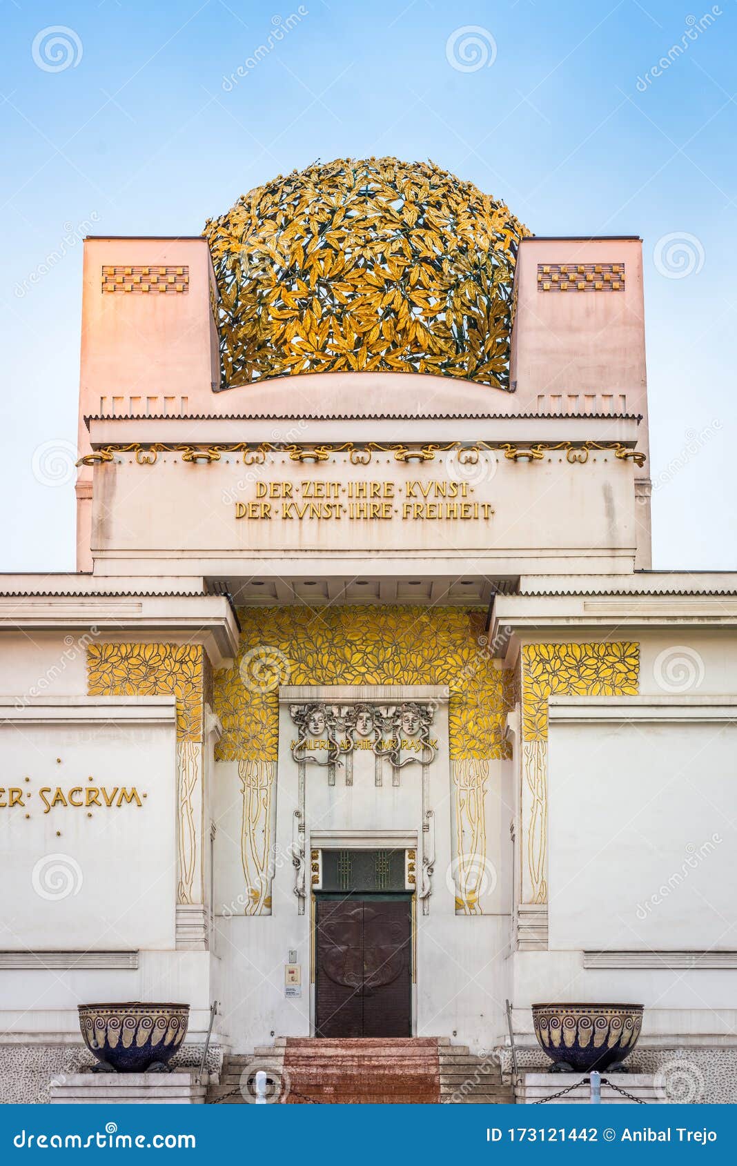 The Vienna Secession Building in Vienna, Austria Stock Photo - Image of ...