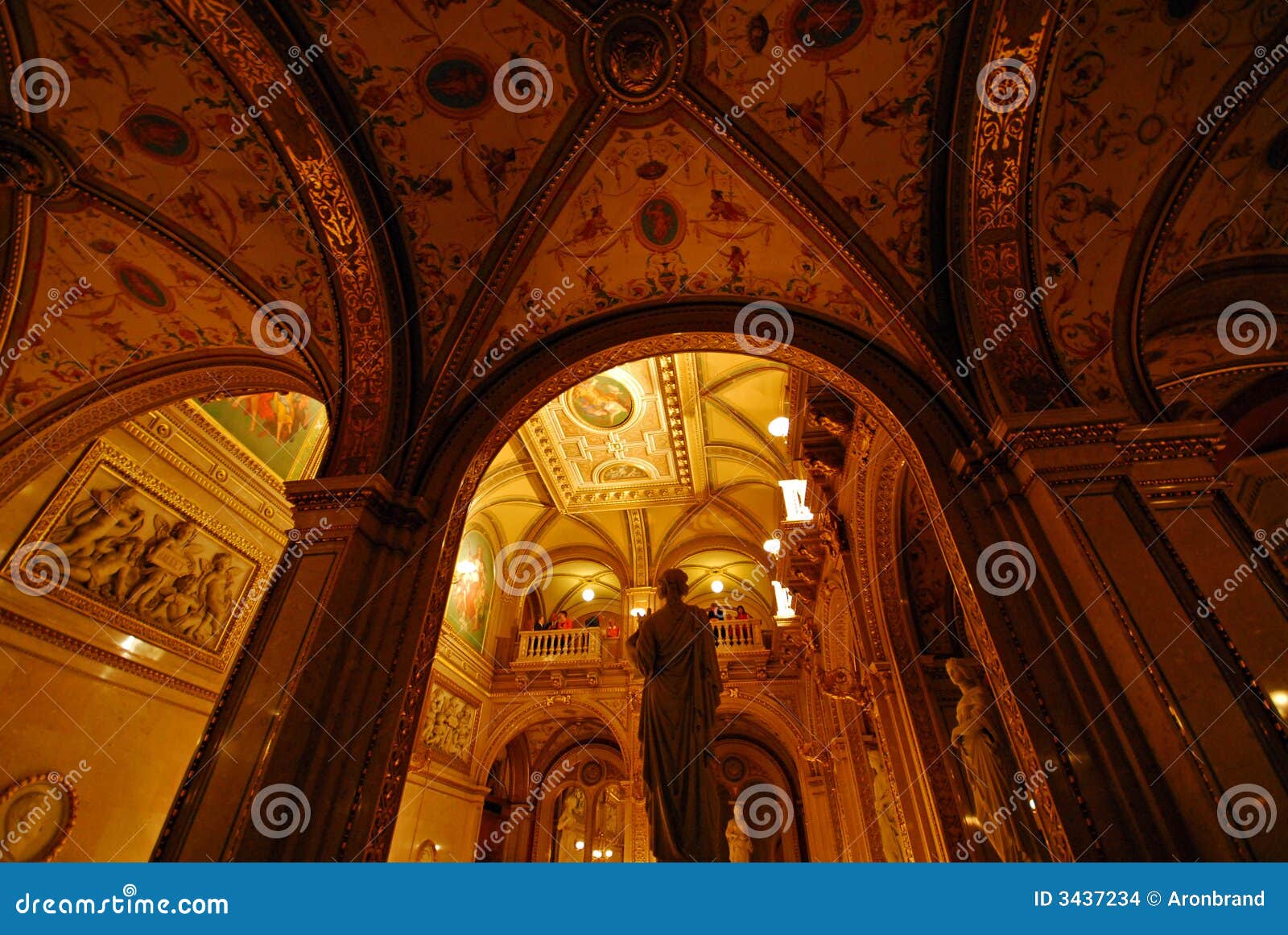 Vienna State Opera. Veinna, Austria. Evening View. The Historic Opera ...
