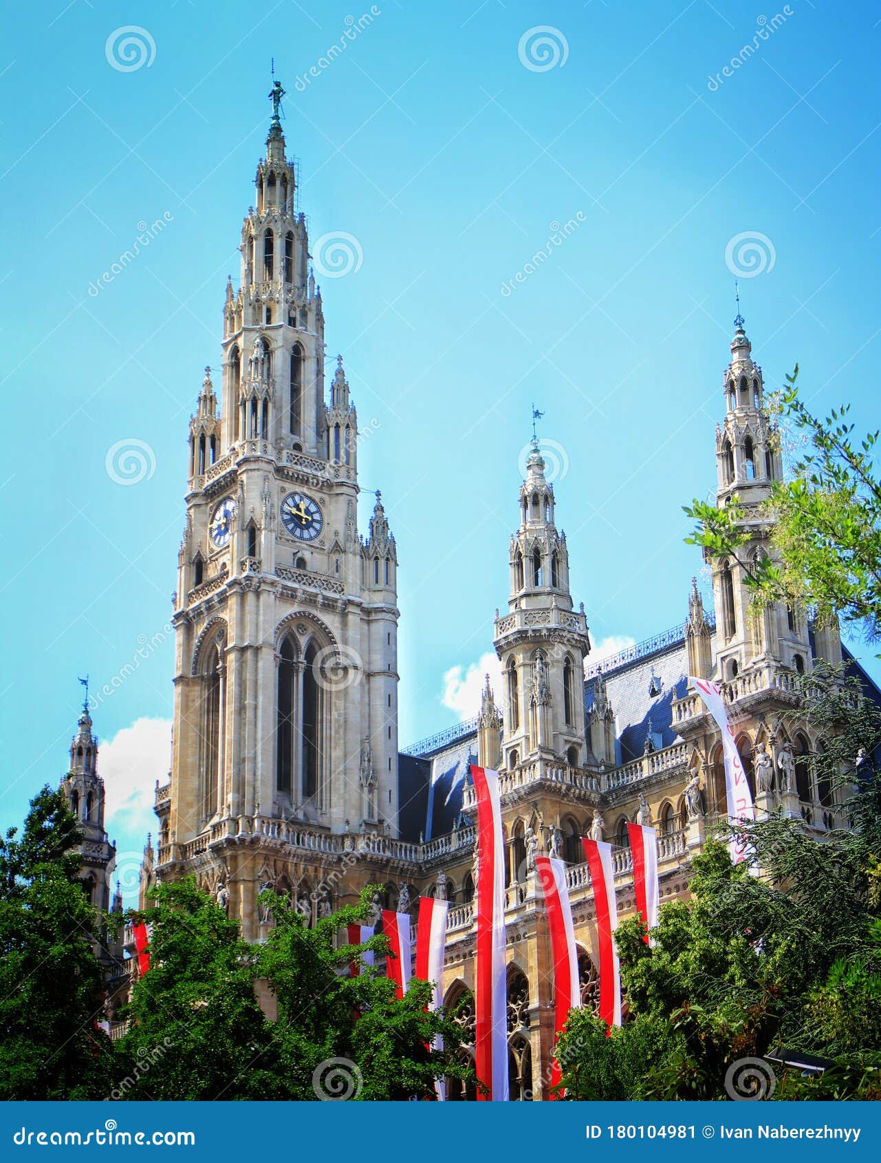 Vienna town hall stock image. Image of church, downtown - 180104981