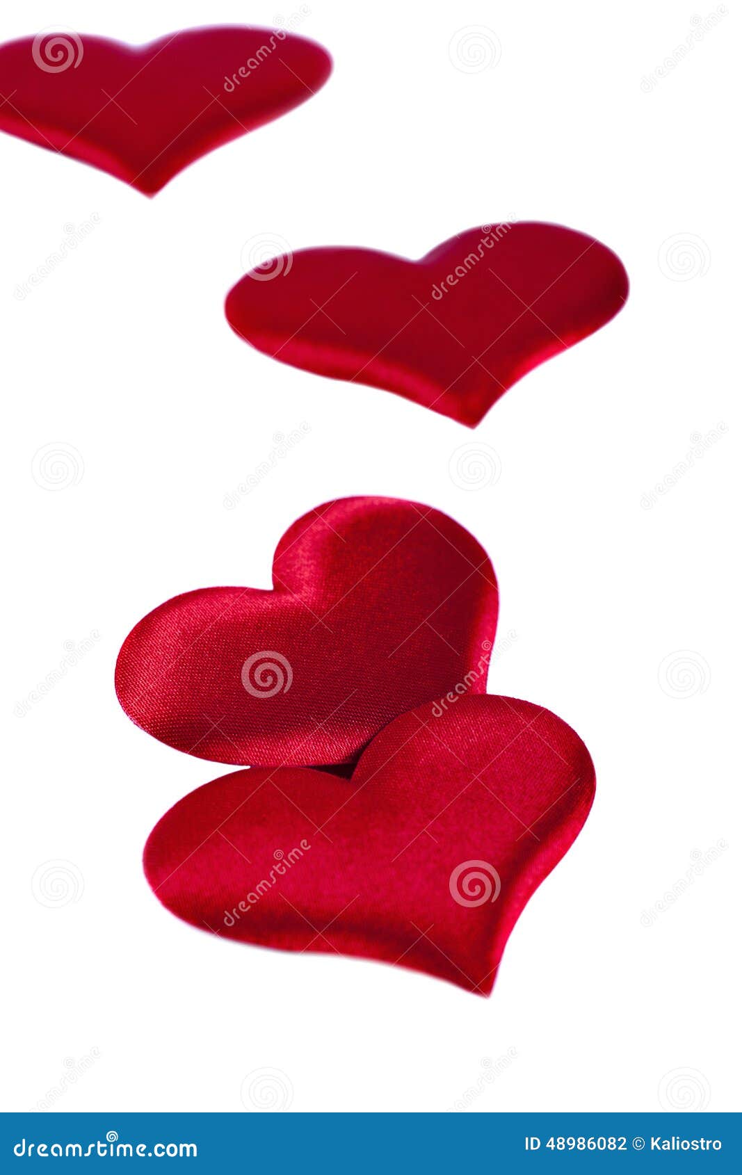 Vier rote Herzen stockfoto. Bild von nahaufnahme, verhältnis - 48986082