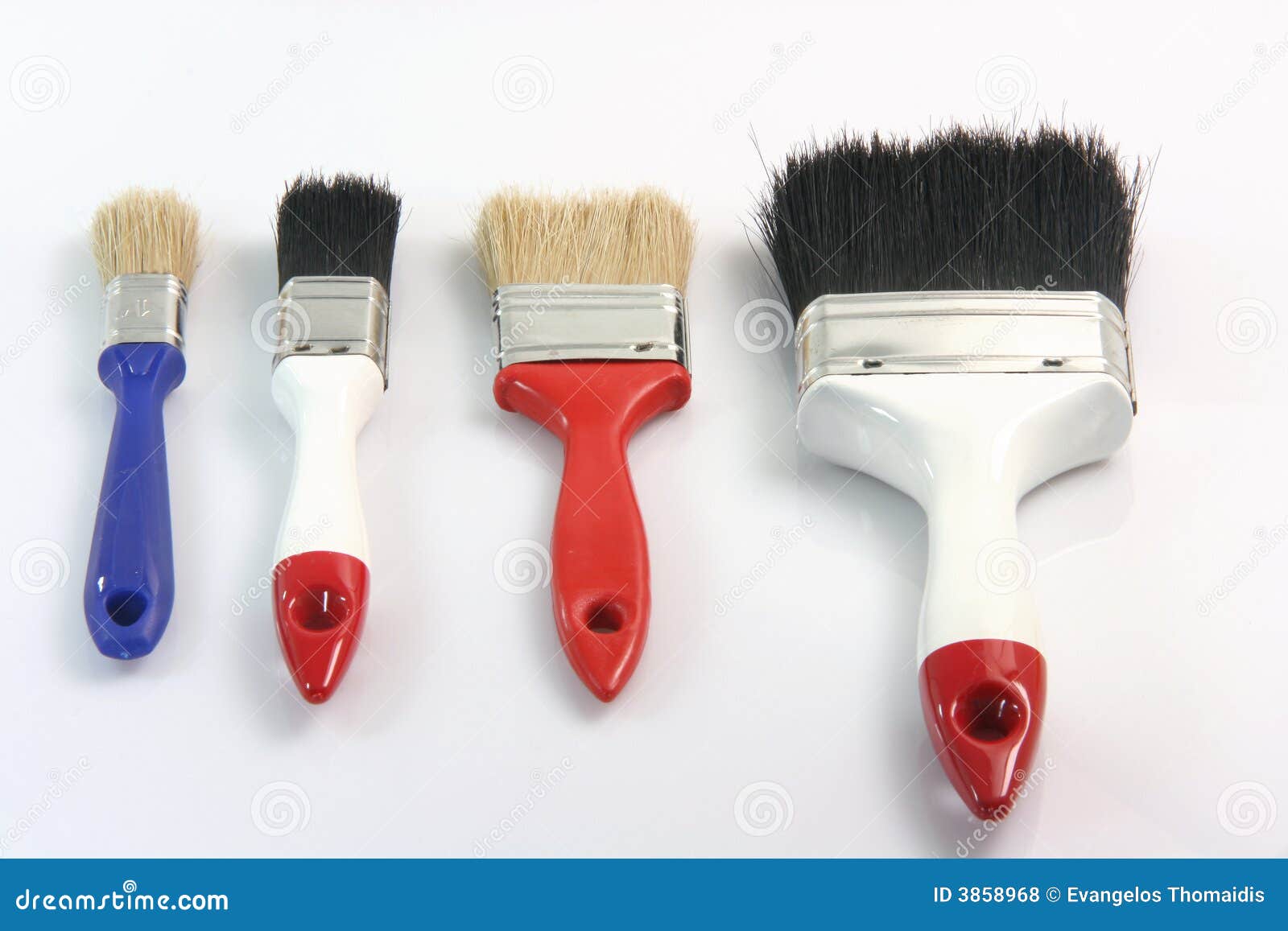 Vier verfborstels stock foto. Image of geïsoleerd, rood - 3858968