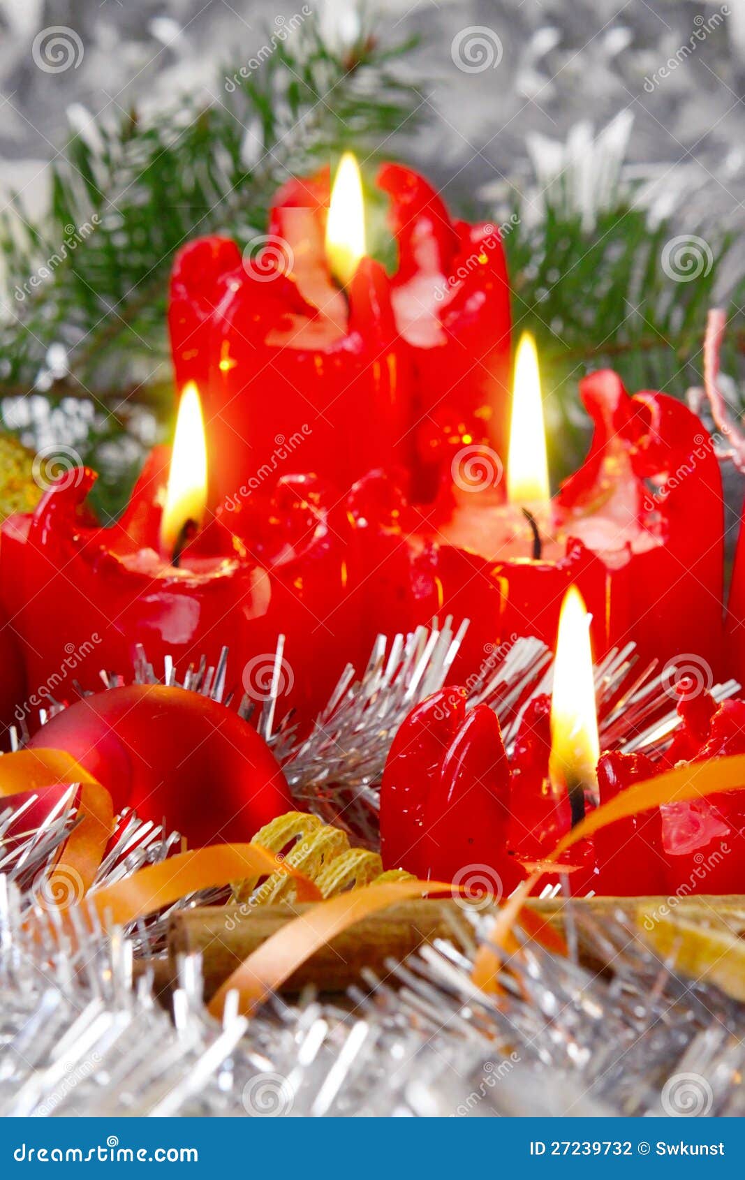 Viertes Aufkommen stockfoto. Bild von flamme, regelkreis - 27239732