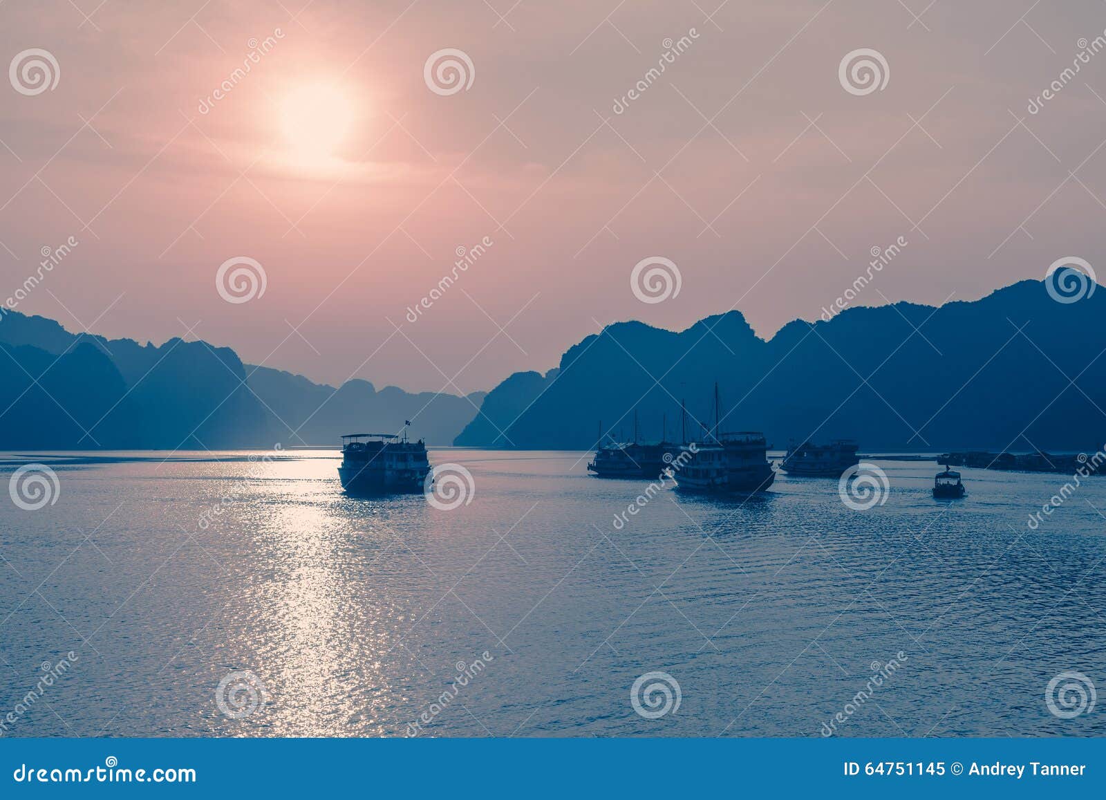 Vietnam Ha-long Bay Islands Sunset Stock Image - Image of resort ...