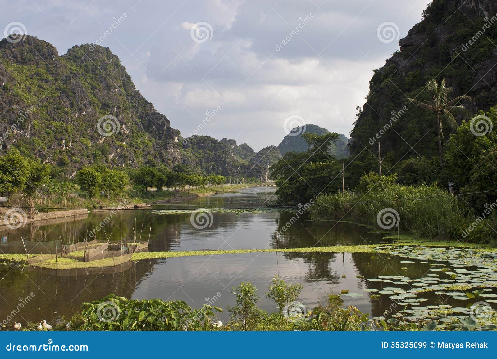 Vietnam Limestone Landscape Stock Image - Image of country, indochina ...