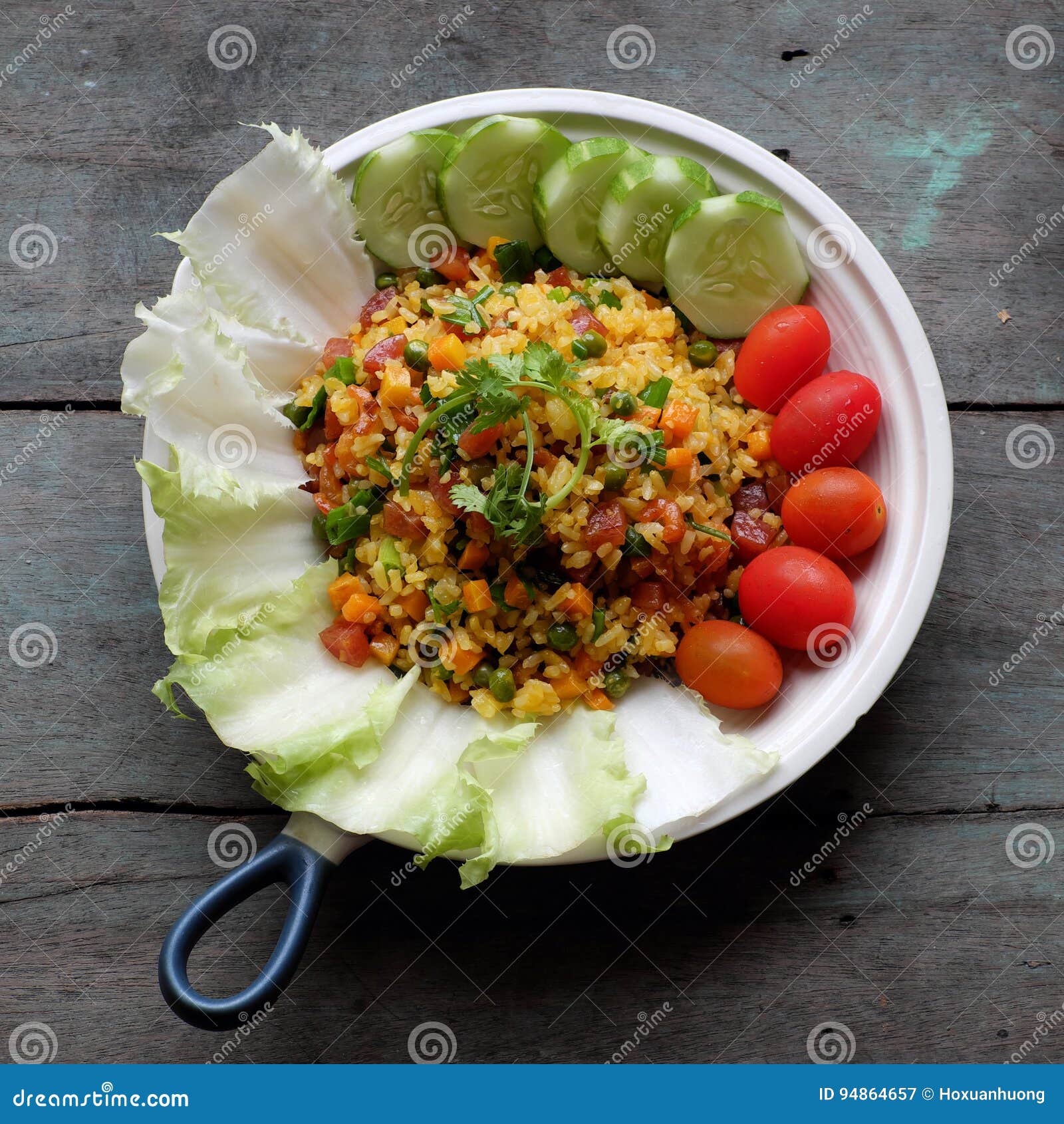 Vietnam mat, stekt ris fotografering för bildbyråer. Bild av gurka ...