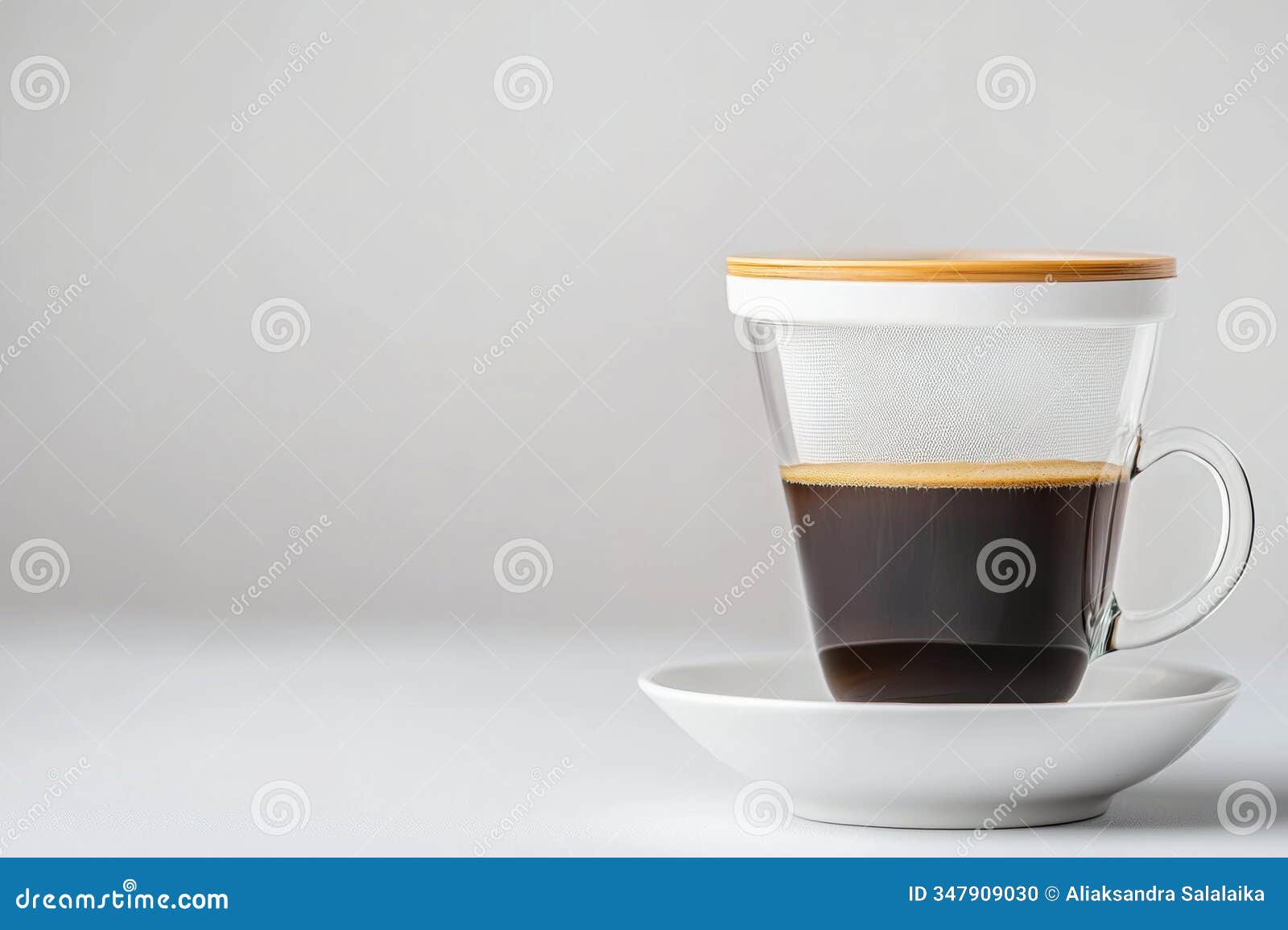 Vietnamese Coffee Presentation, Vietnamese Coffee in Drip Filter on ...